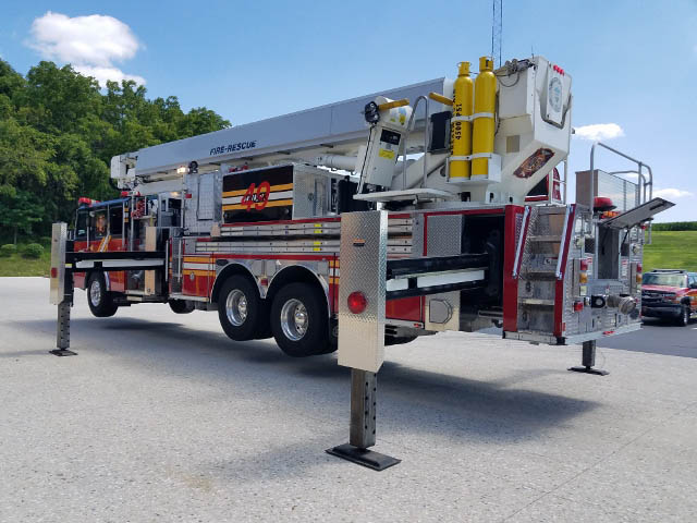 2001 E-One Bronto Skylift 118' Aerial | Used Truck Details