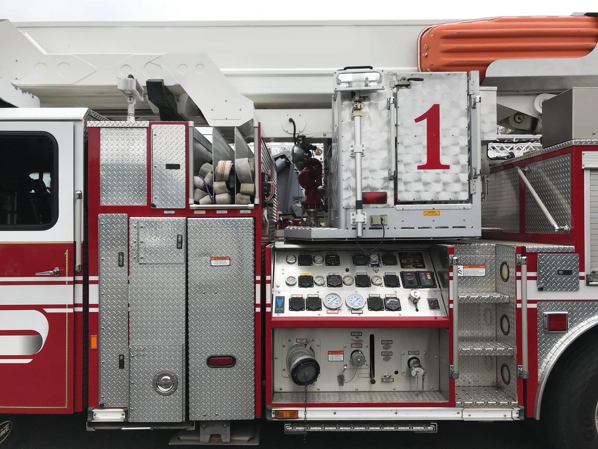 2004 E-One Cyclone II 100' Bronto | Used Truck Details