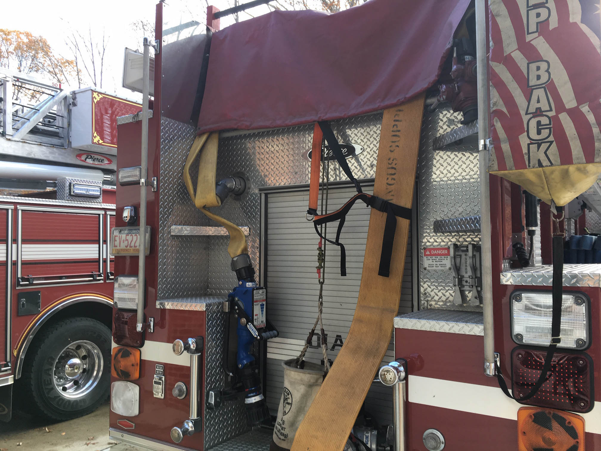 2000 Pierce Quantum Pumper | Used Truck Details