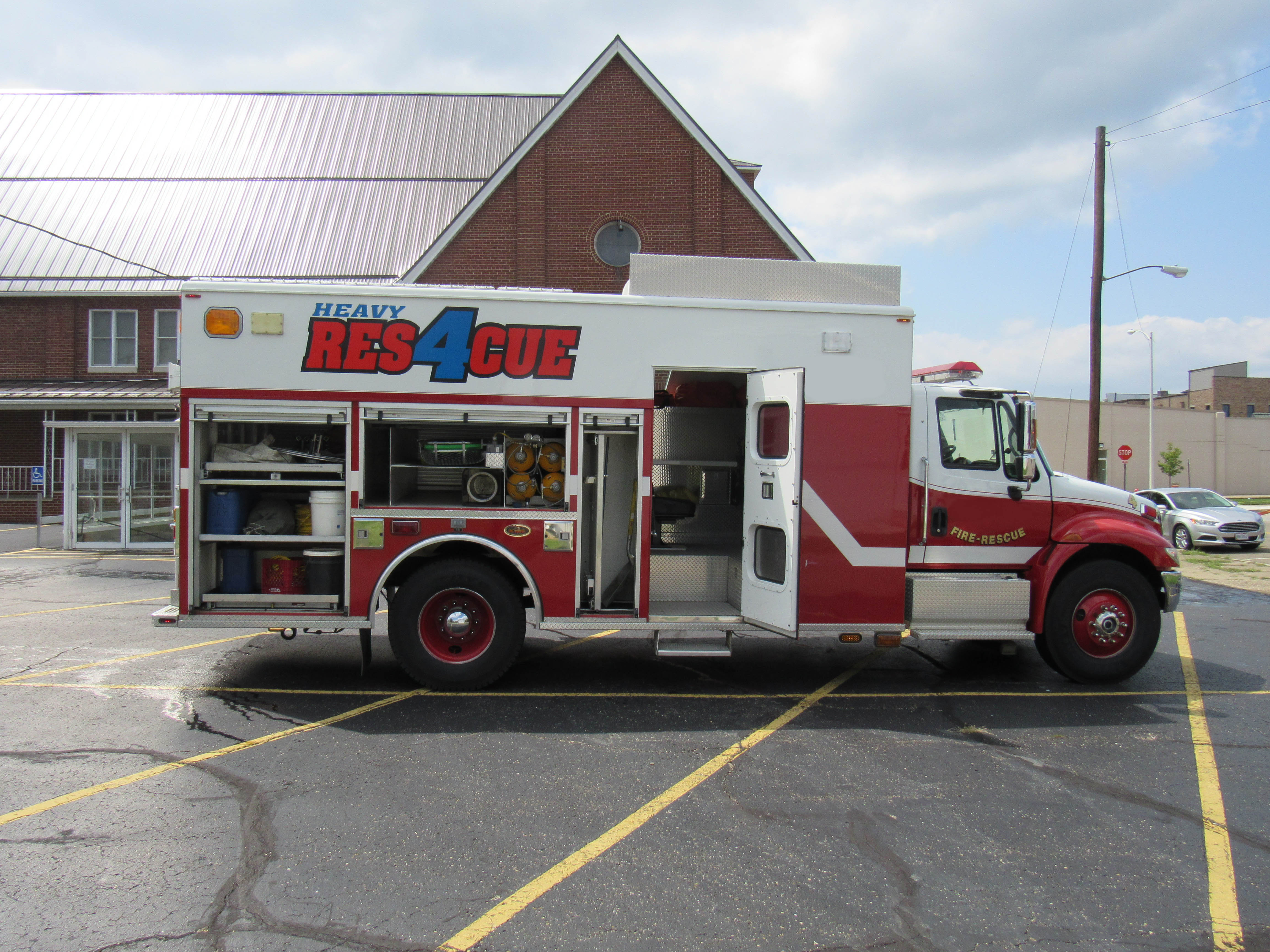 2003 KME International Rescue | Used Truck Details