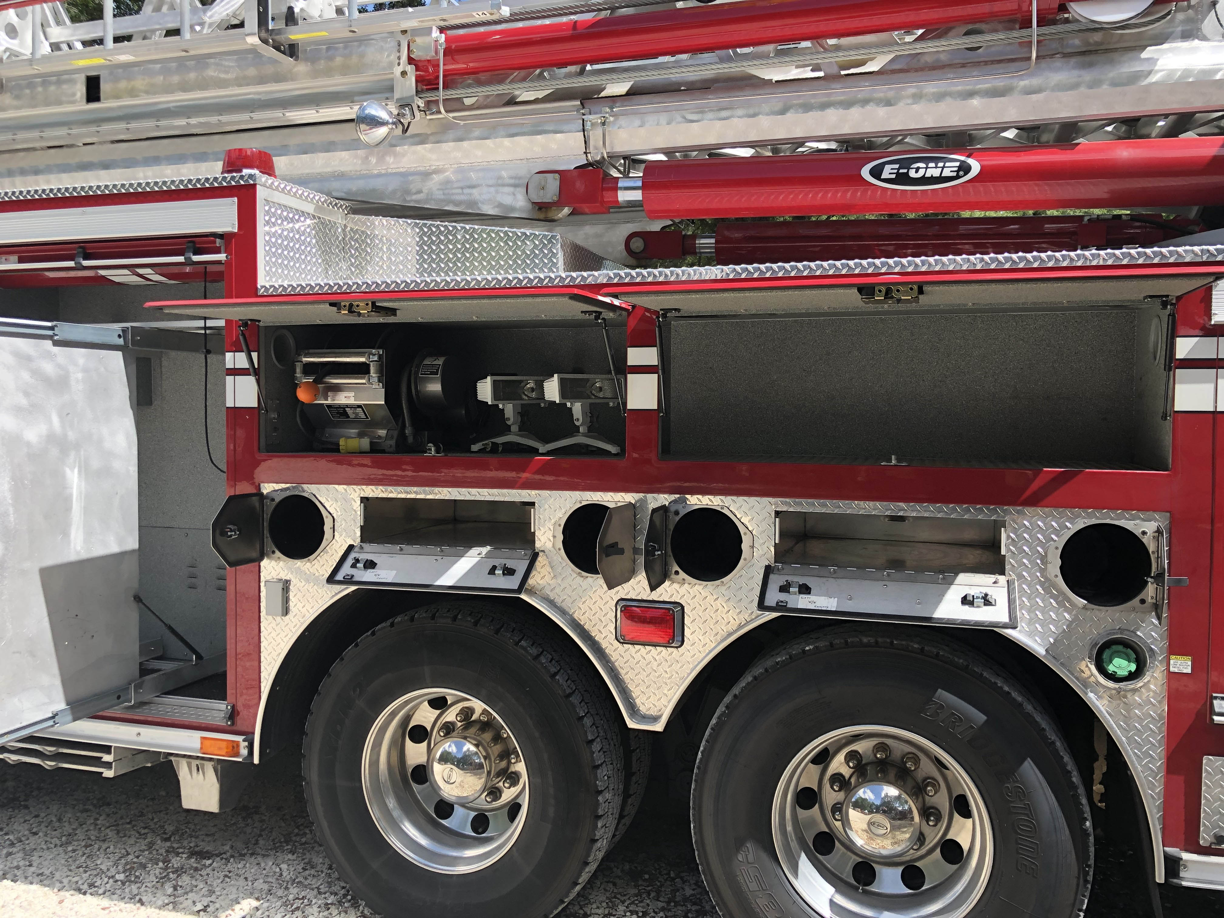 2013 E-One Cyclone II 100' Platform | Used Truck Details