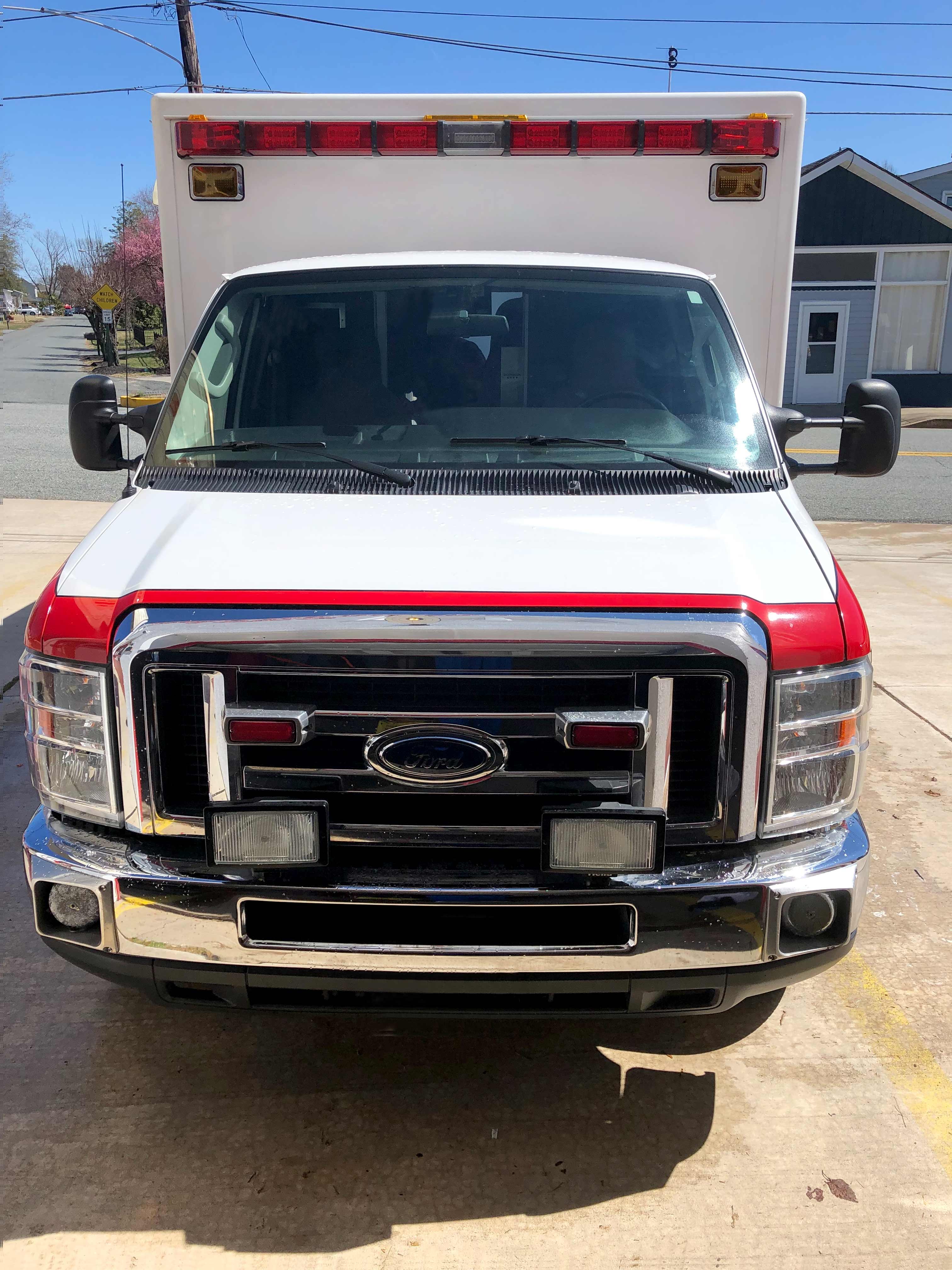 2009 Lifeline Ford Type 3 Ambulance | Used Truck Details