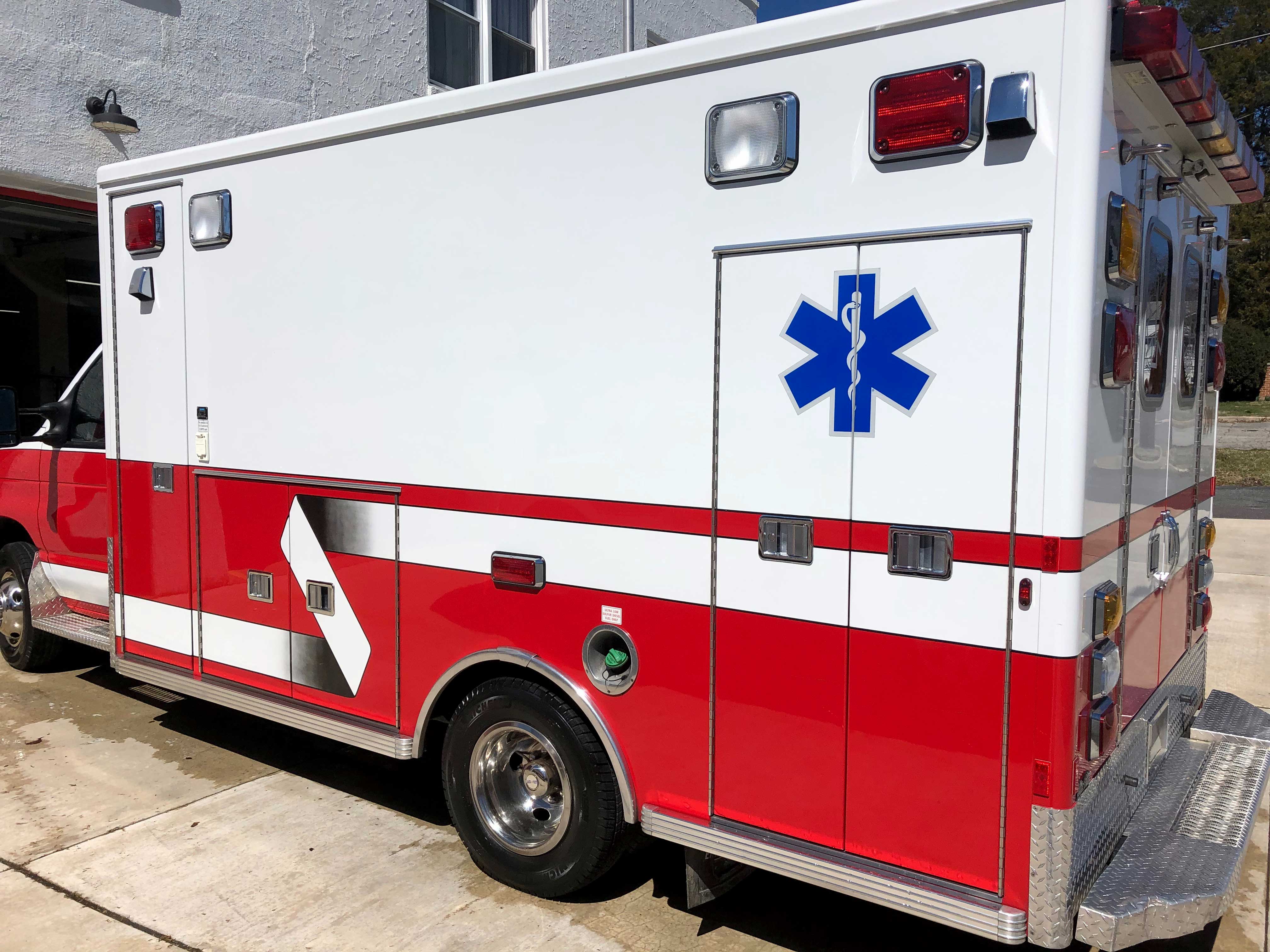 2009 Lifeline Ford Type 3 Ambulance | Used Truck Details