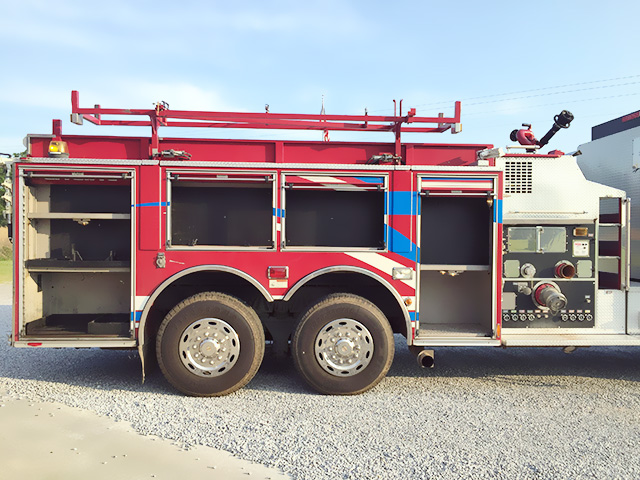 2000 Pierce Quantum Rescue Pumper | Used Truck Details