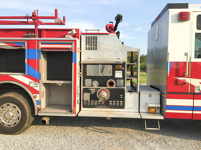 2000 Pierce Quantum Rescue Pumper | Used Truck Details