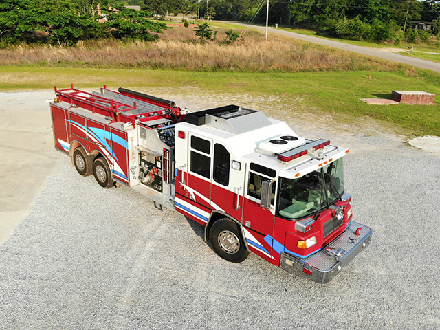 2000 Pierce Quantum Rescue Pumper | Used Truck Details
