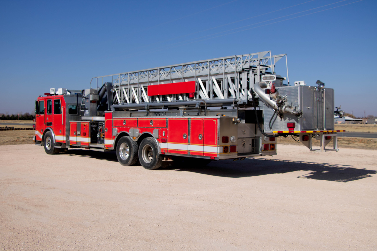 2000 Sutphen 95' Platform | Used Truck Details