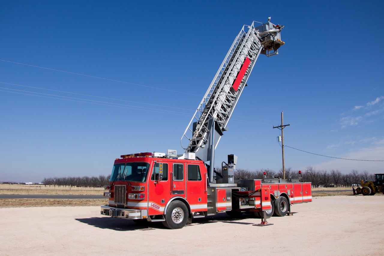 2000 Sutphen 95' Platform | Used Truck Details