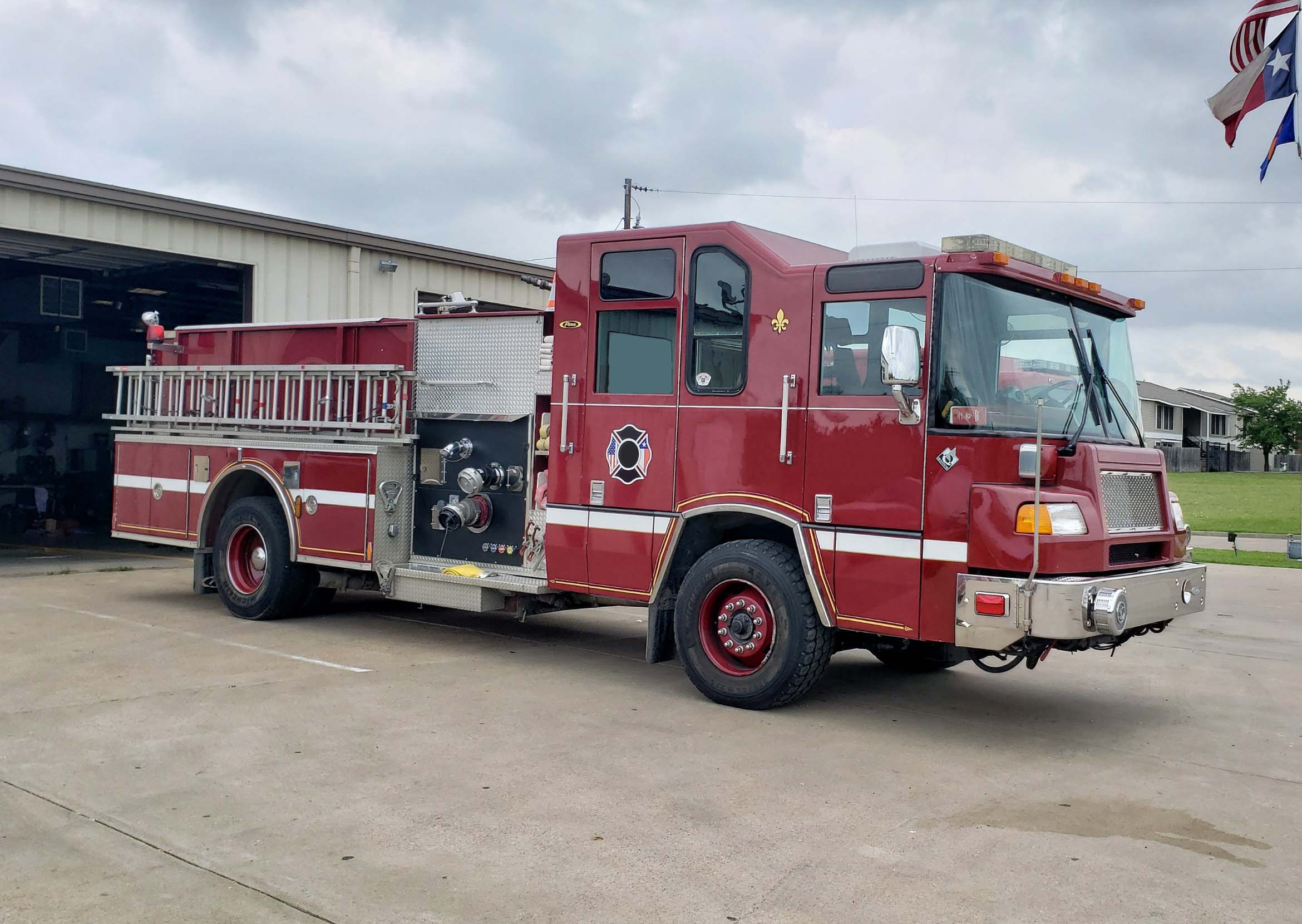 2003 Pierce Quantum Pumper | Used Truck Details