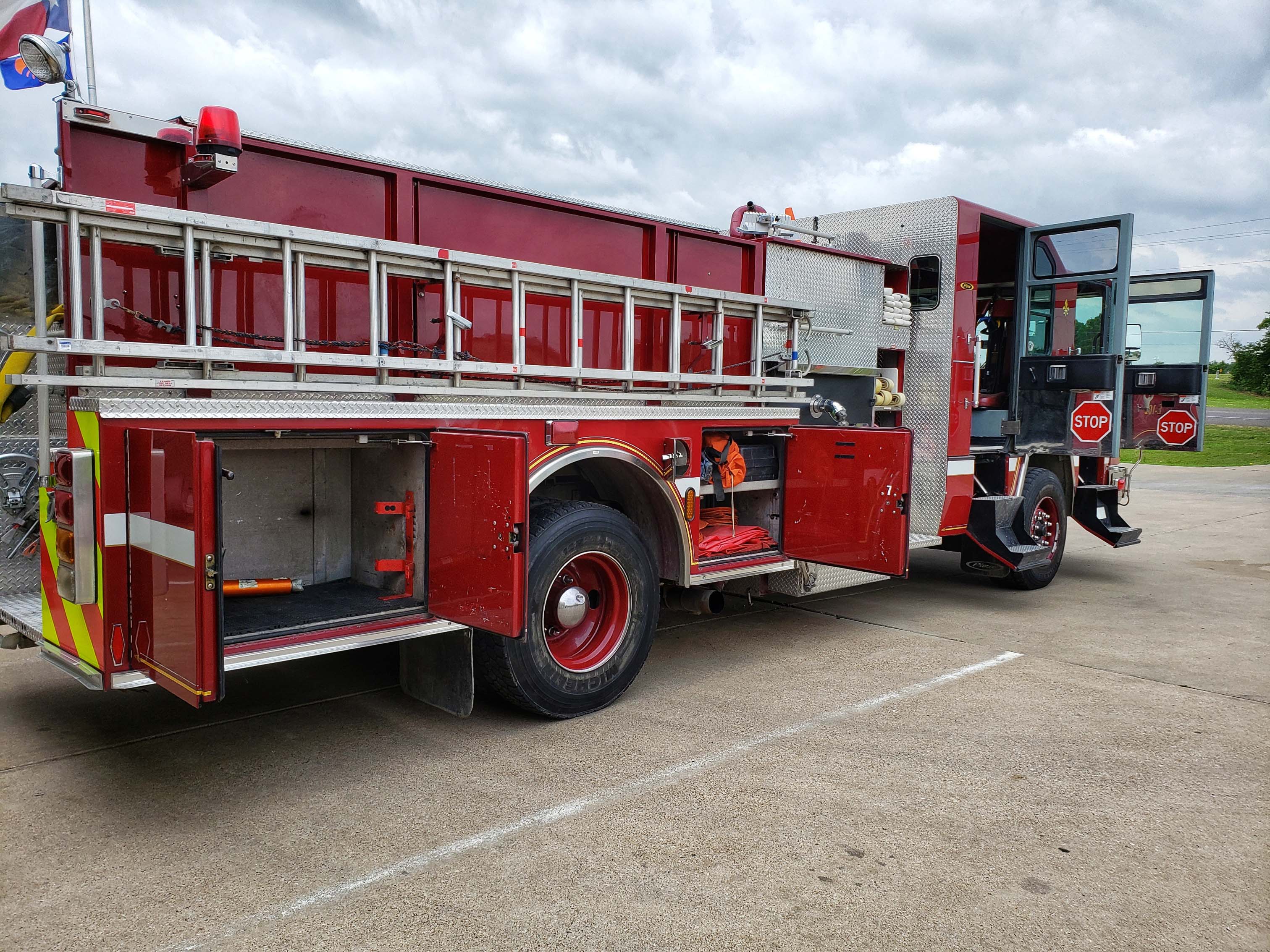 2003 Pierce Quantum Pumper | Used Truck Details