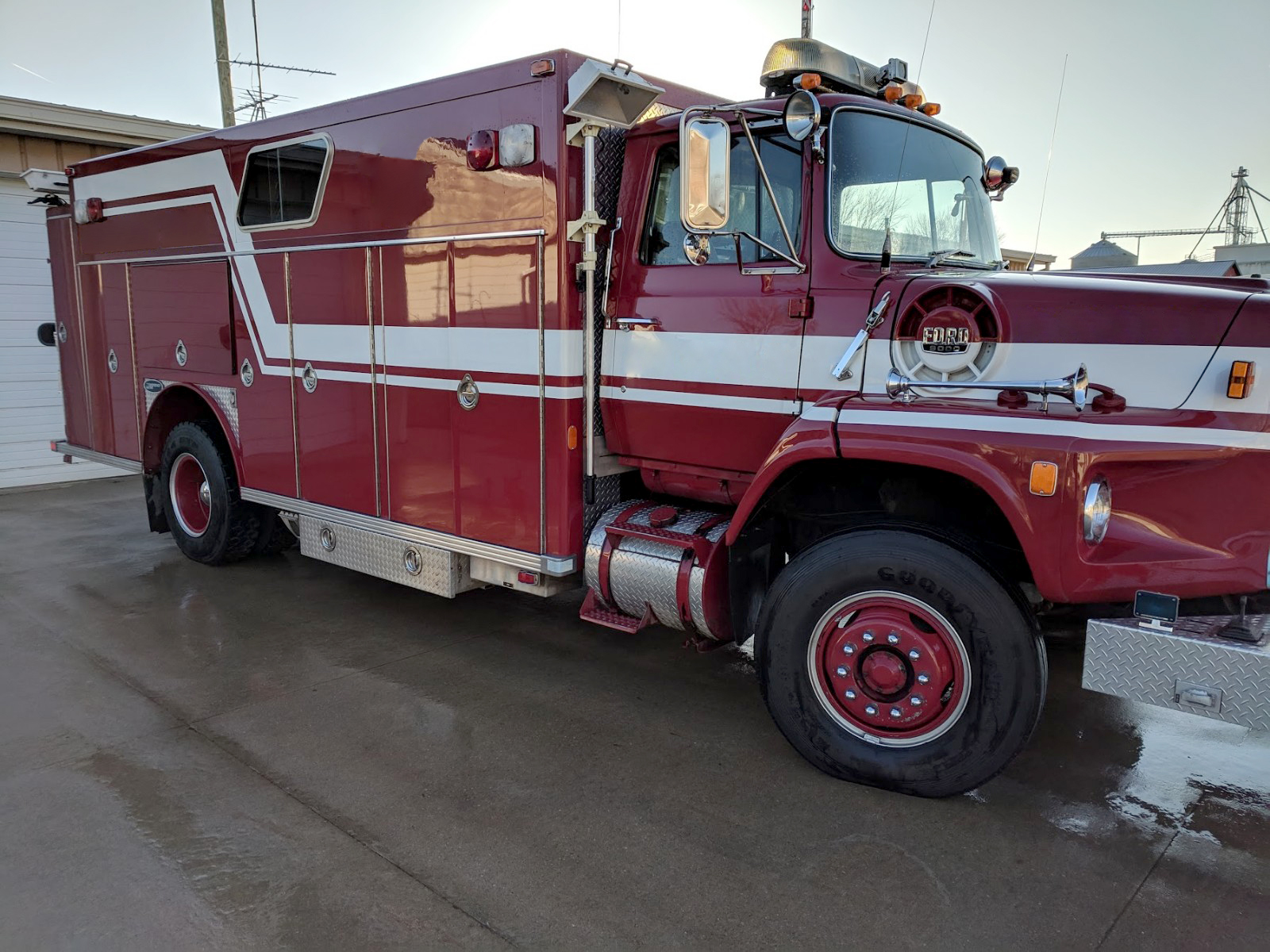 1986 E-One Ford Heavy Rescue | Used Truck Details