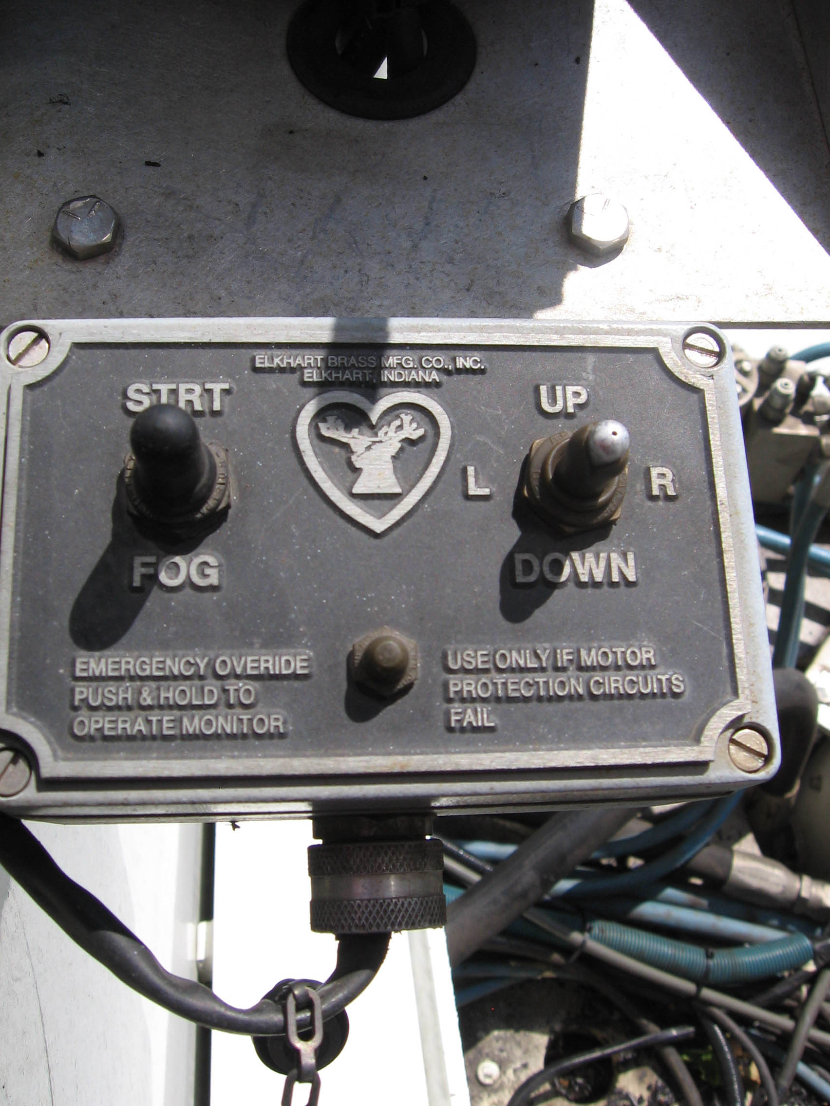 1989 Grumman 102' AerialCat | Used Truck Details