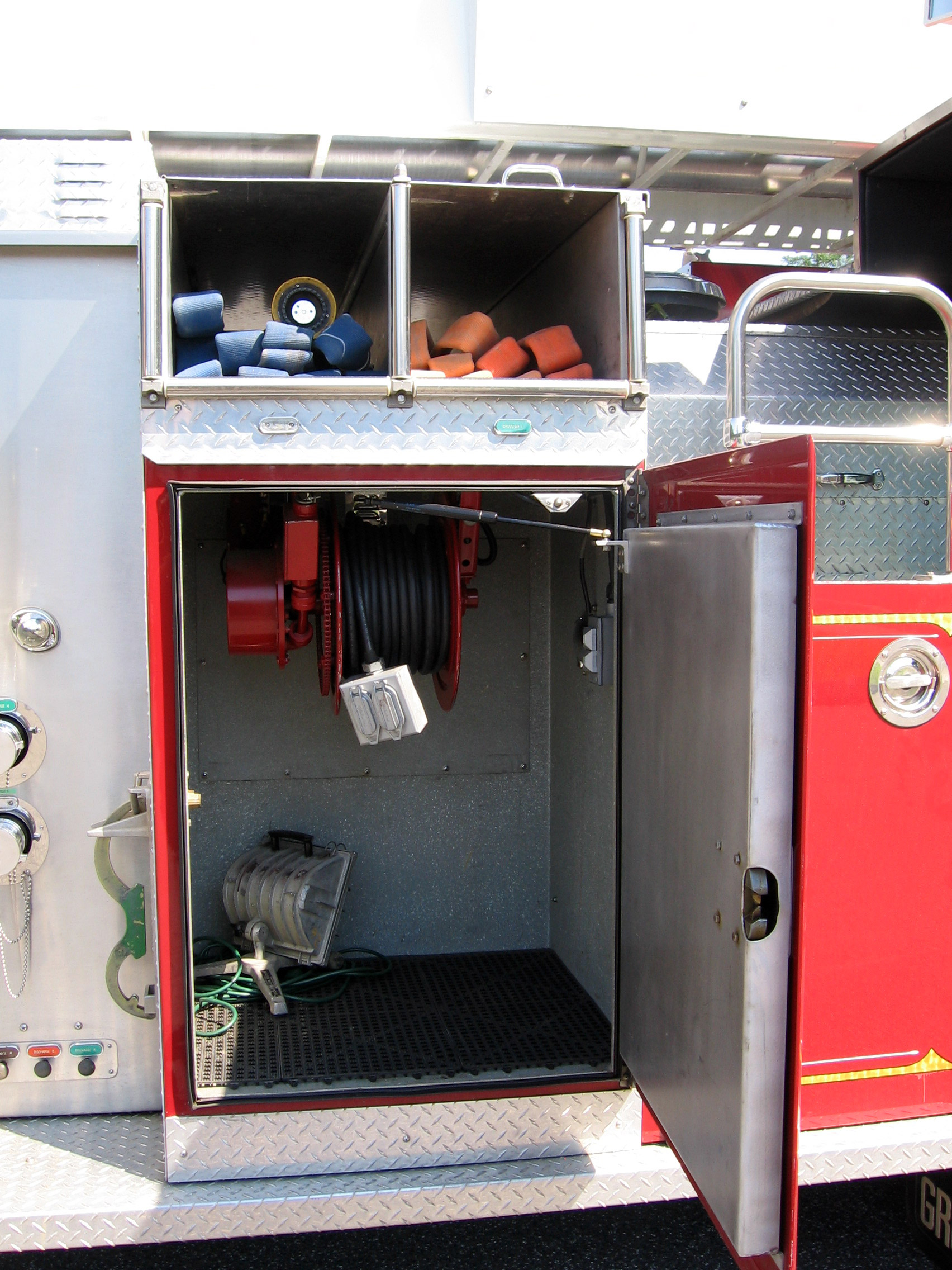 1989 Grumman 102' AerialCat | Used Truck Details