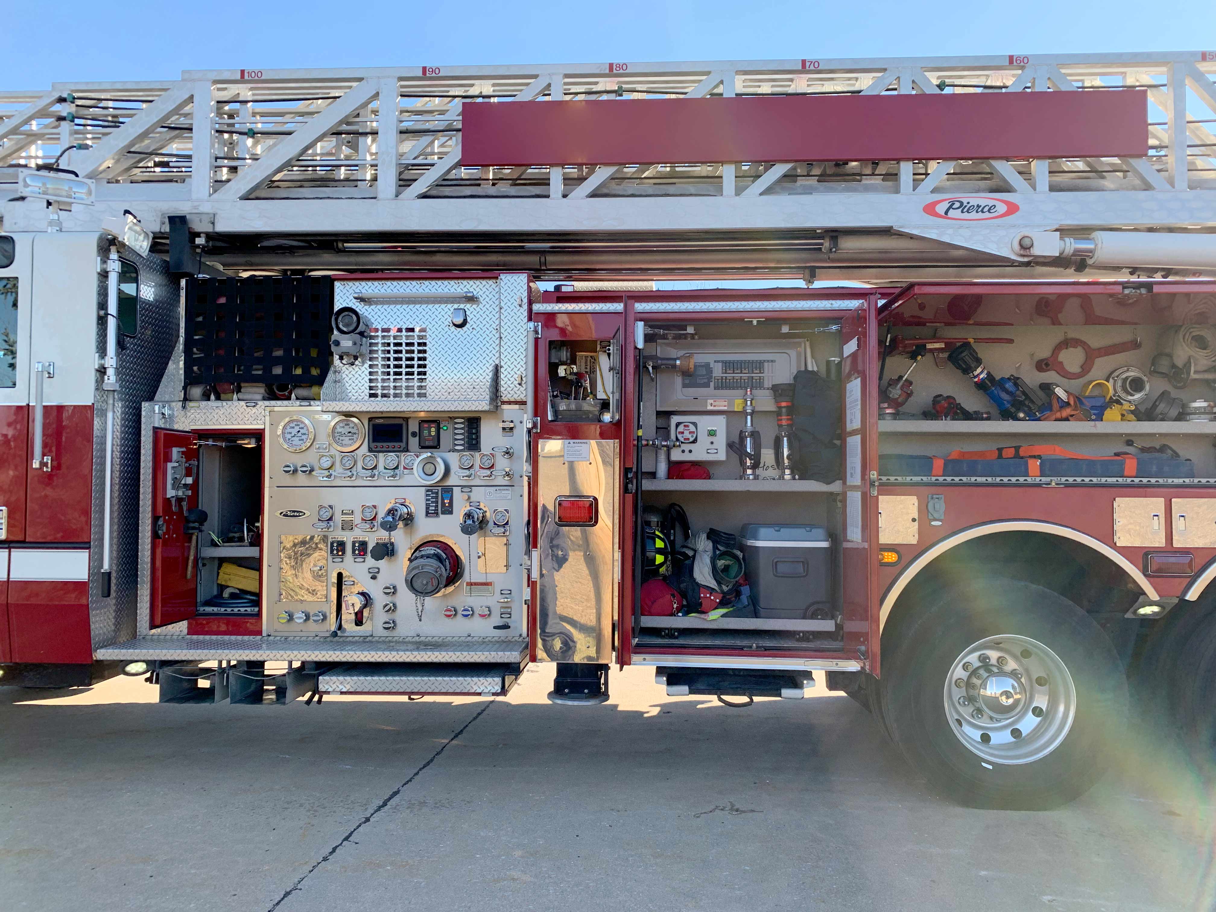 2007 Pierce Quantum 100' Aerial | Used Truck Details