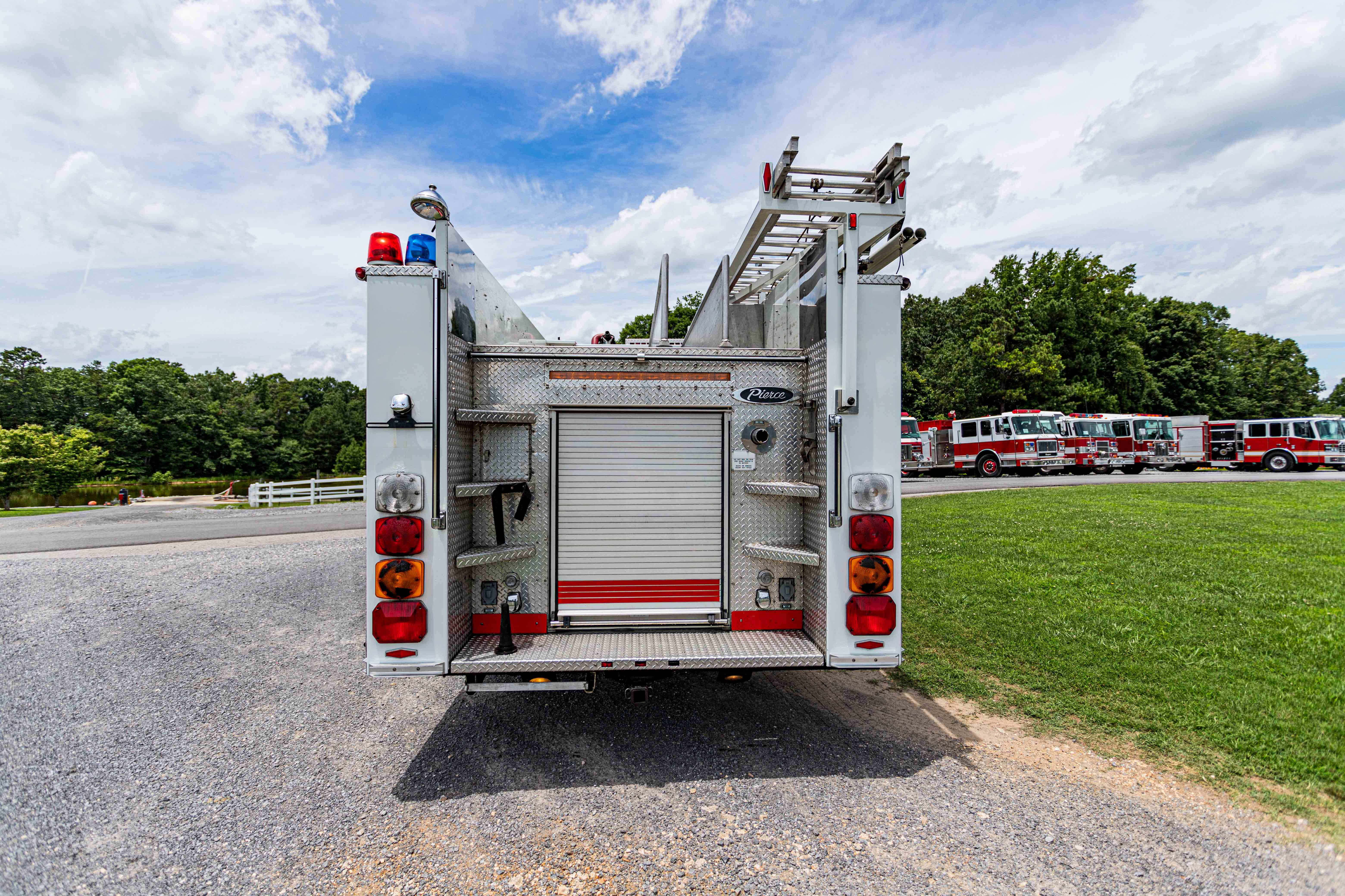 1998 Pierce Quantum Rescue Pumper | Used Truck Details