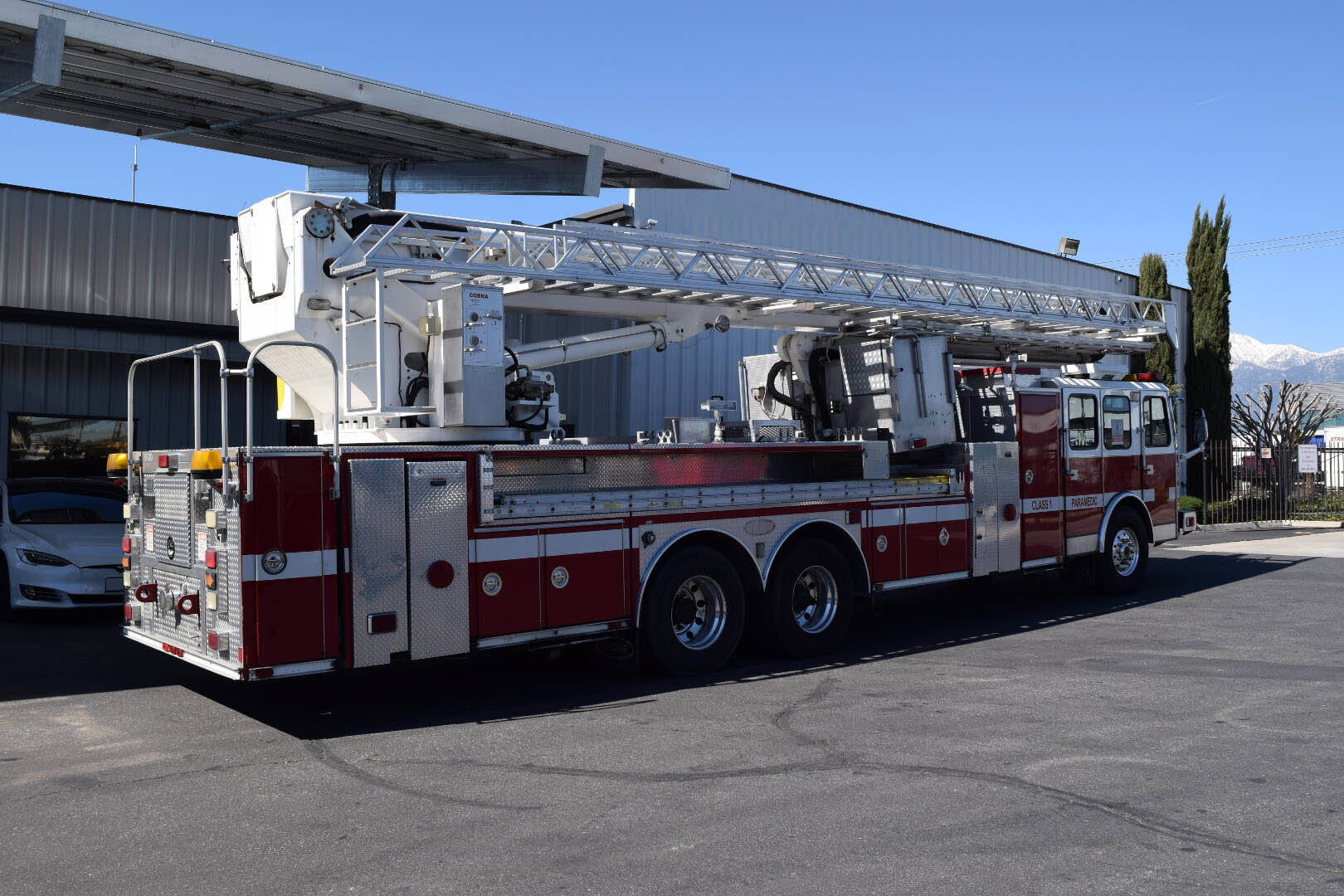 2001 E-One Bronto Skylift 118' Aerial | Used Truck Details