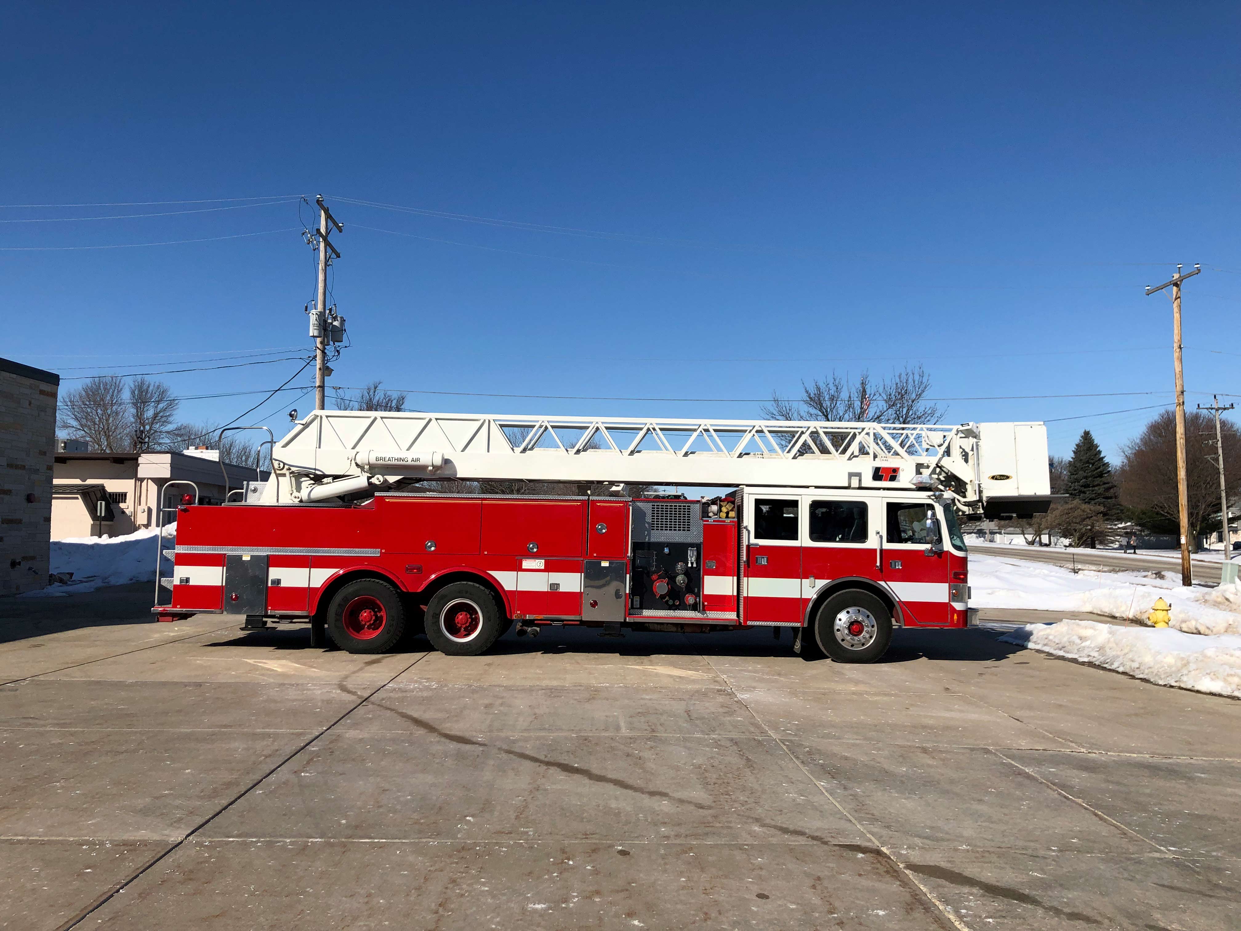 1982 Pierce Arrow Platform | Used Truck Details