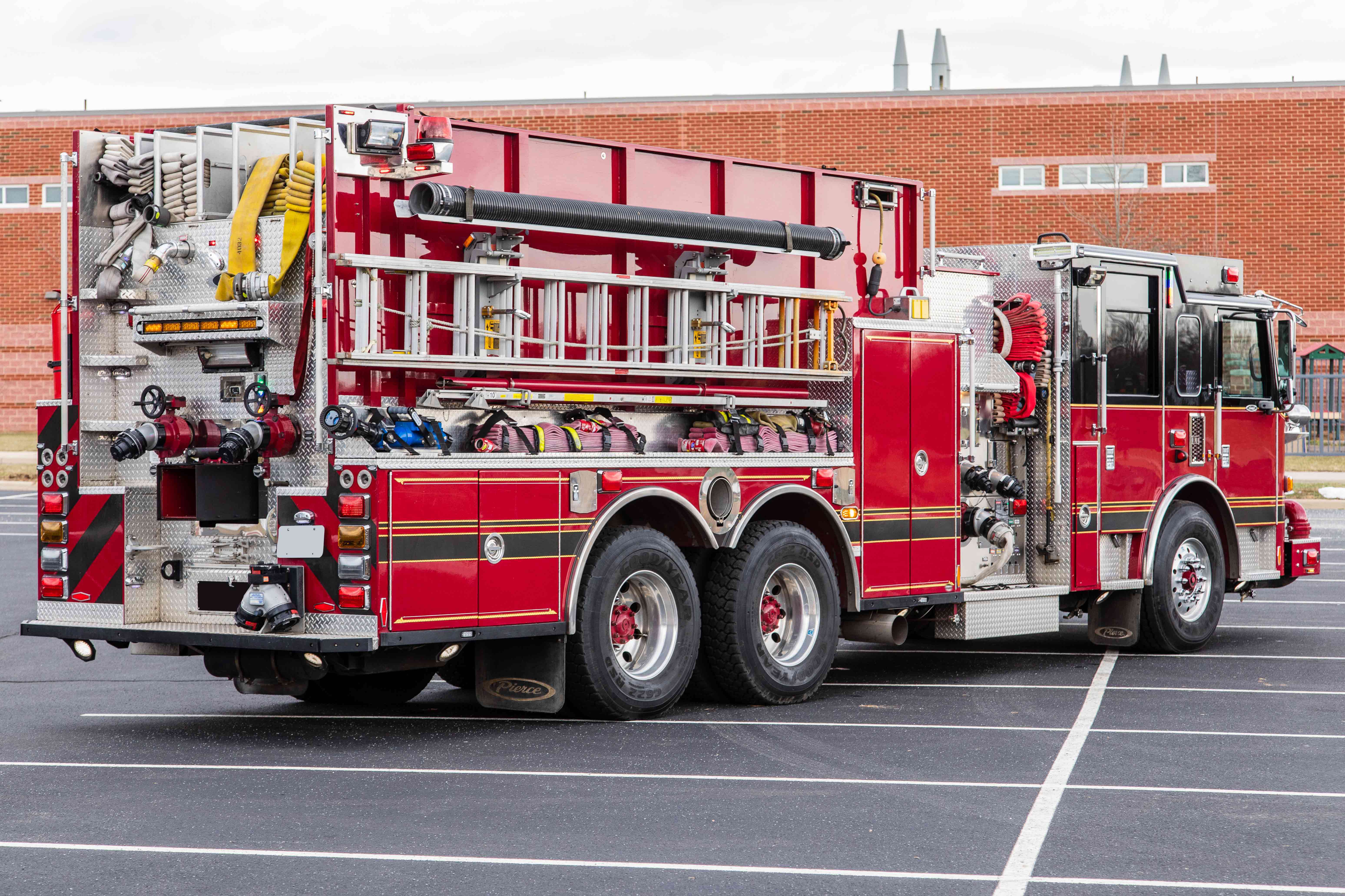 2009 Pierce Arrow XT Tandem-Axle Pumper Tanker | Used Truck Details