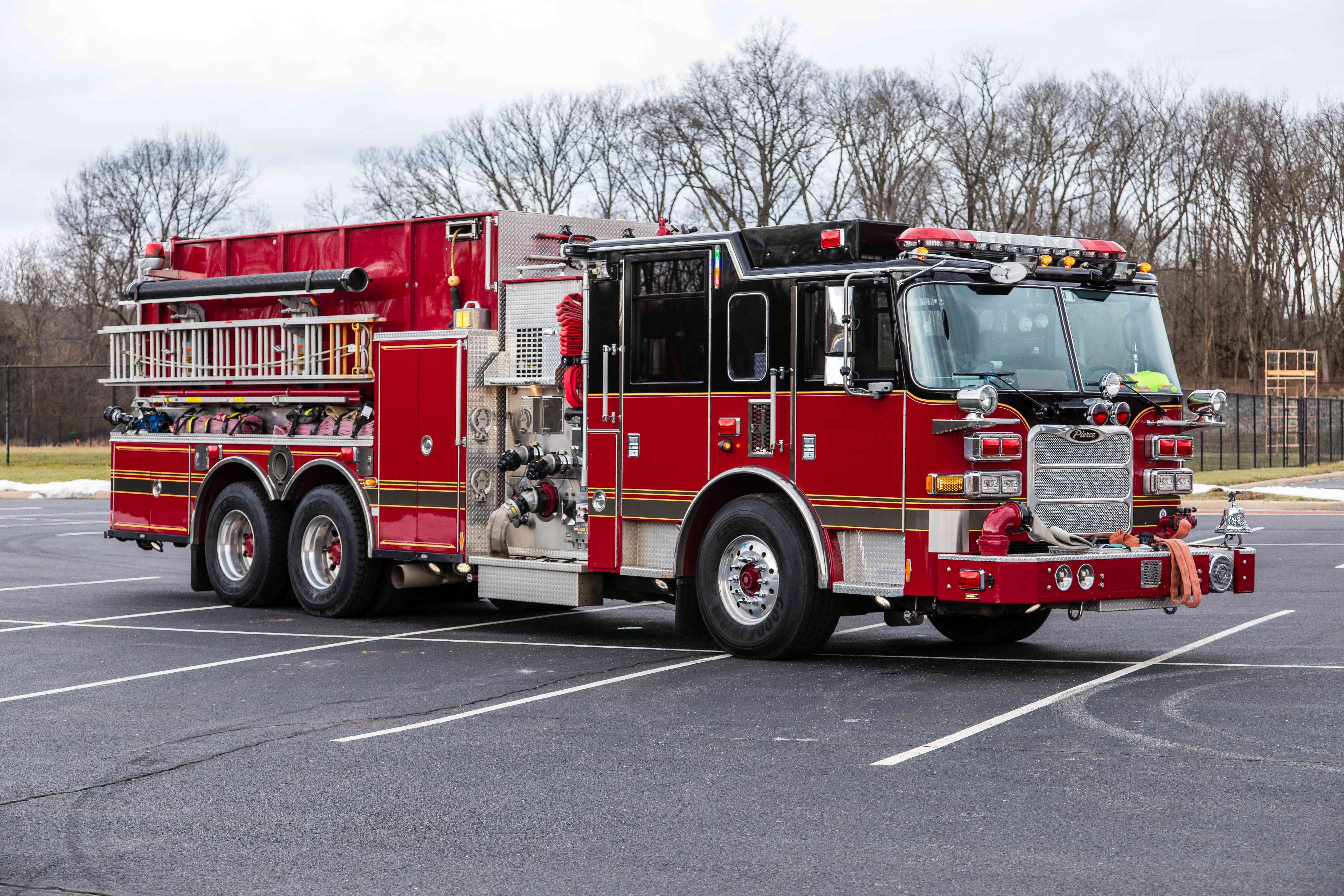 2009 Pierce Arrow XT Tandem-Axle Pumper Tanker | Used Truck Details