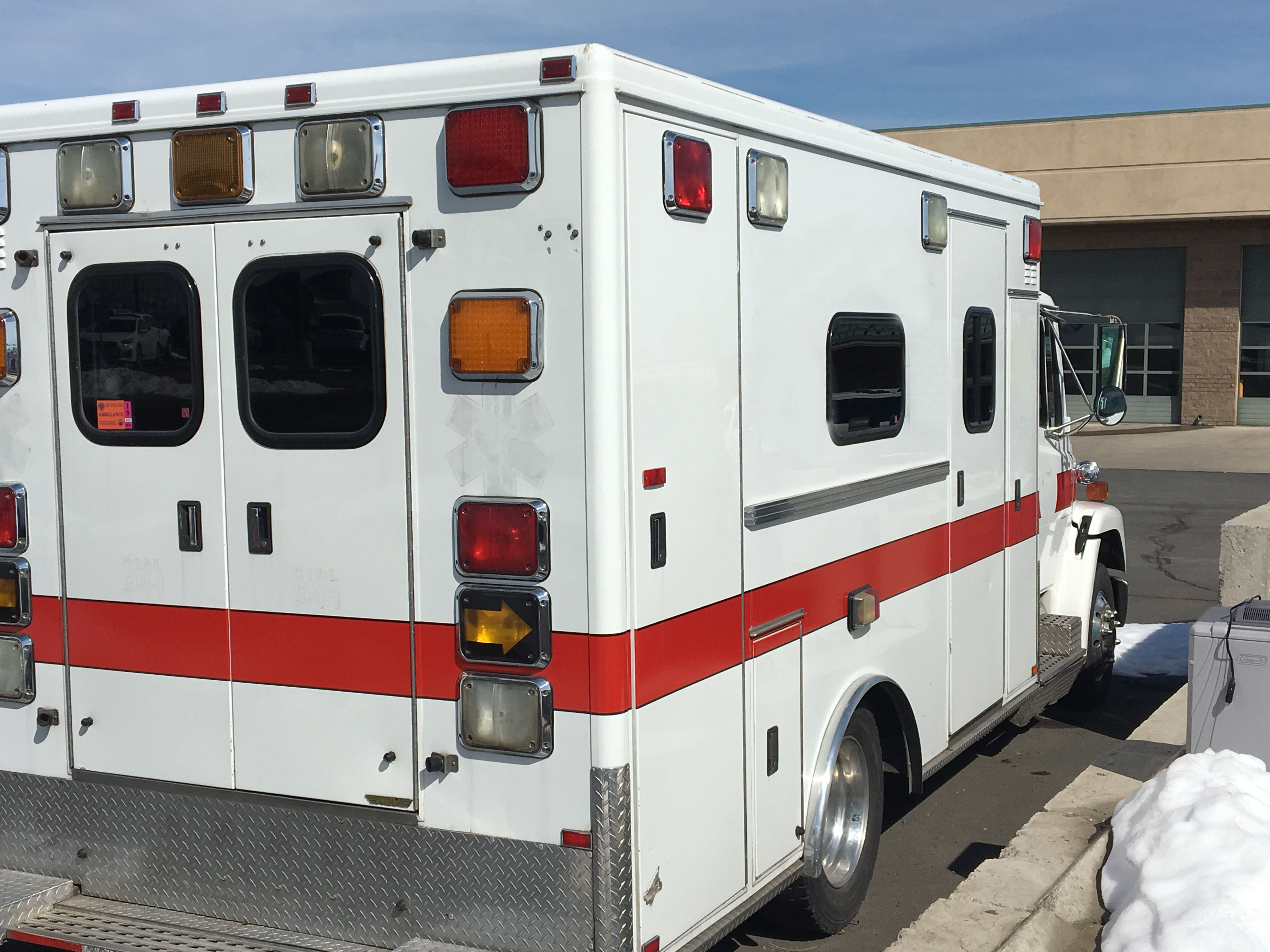 1999 AEV Freightliner Ambulance | Used Truck Details