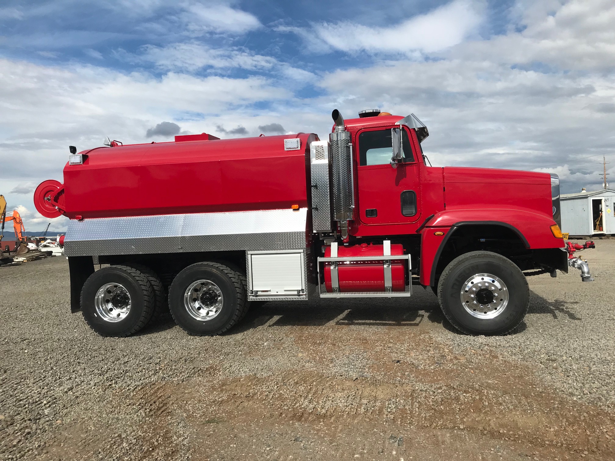 2010 Freightliner 6x6 Tanker | Used Truck Details