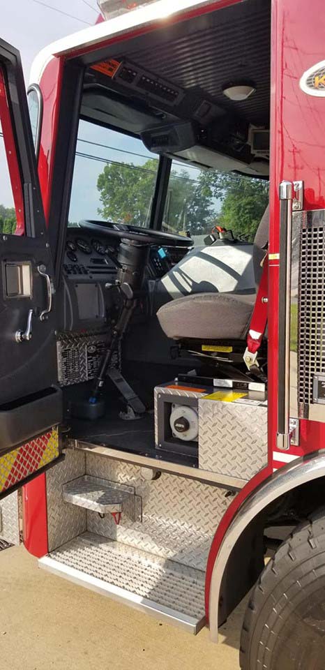 2004 KME Excel Walk-Around Heavy Rescue | Used Truck Details