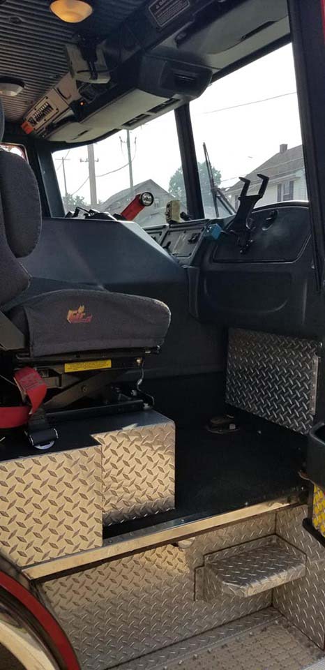 2004 KME Excel Walk-Around Heavy Rescue | Used Truck Details