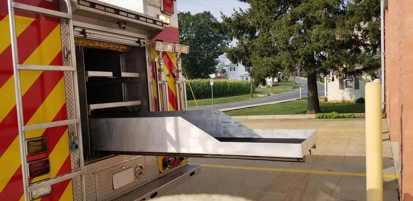 2004 KME Excel Walk-Around Heavy Rescue | Used Truck Details