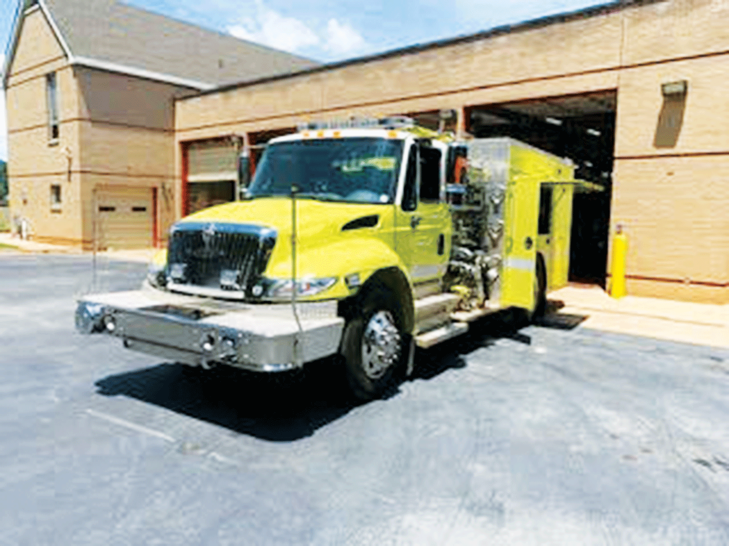 2004 Pierce International Rescue Pumper | Used Truck Details
