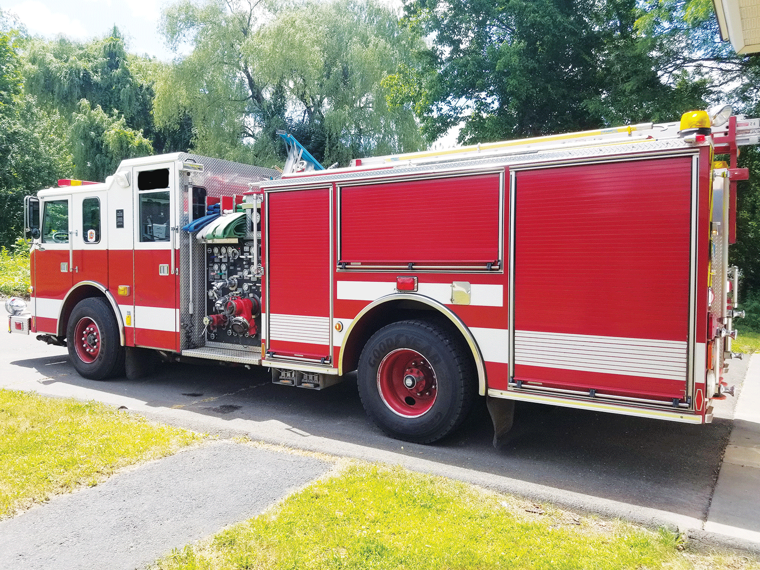 1999 Pierce Lance Rescue Pumper | Used Truck Details