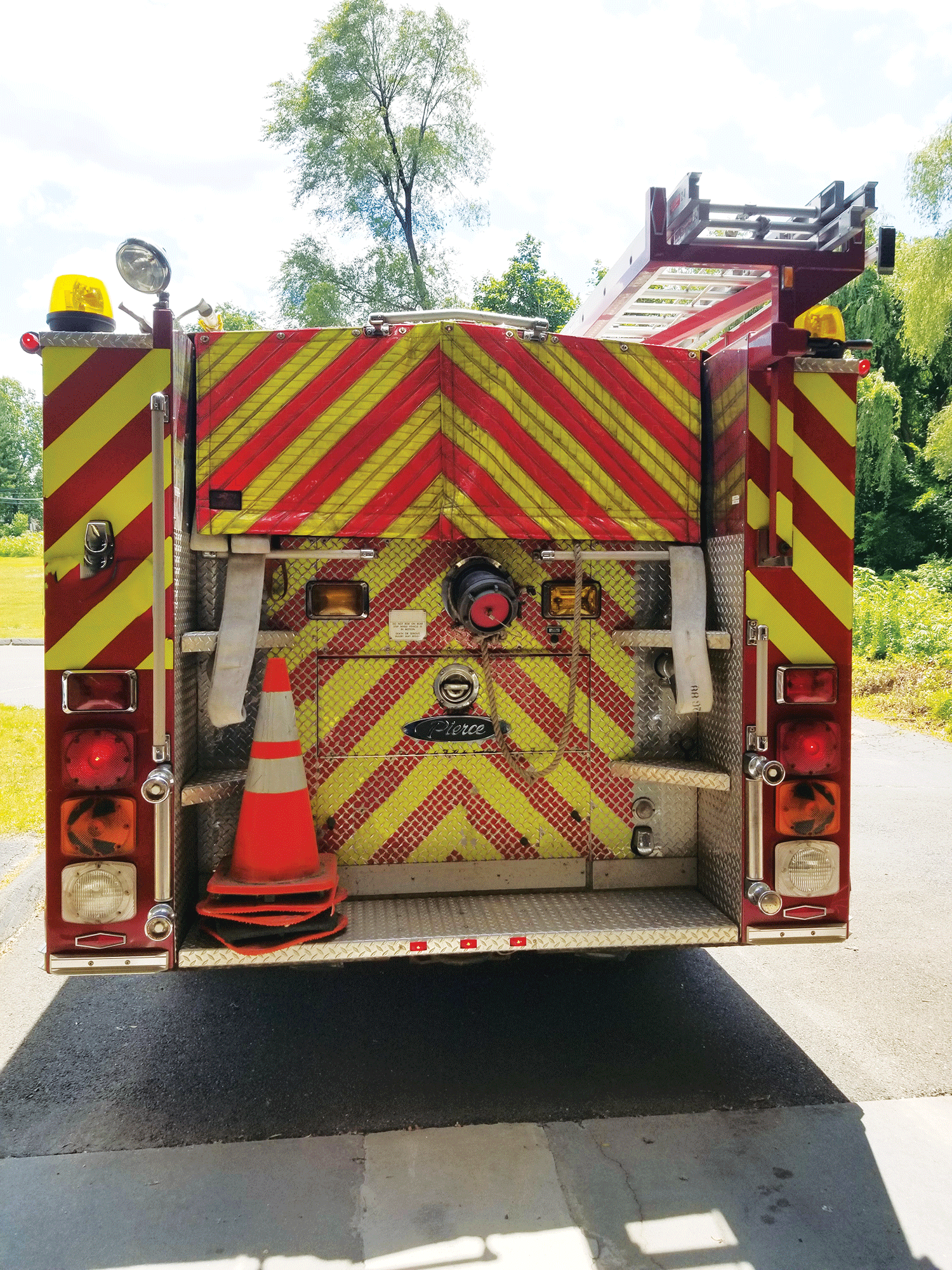 1999 Pierce Lance Rescue Pumper | Used Truck Details