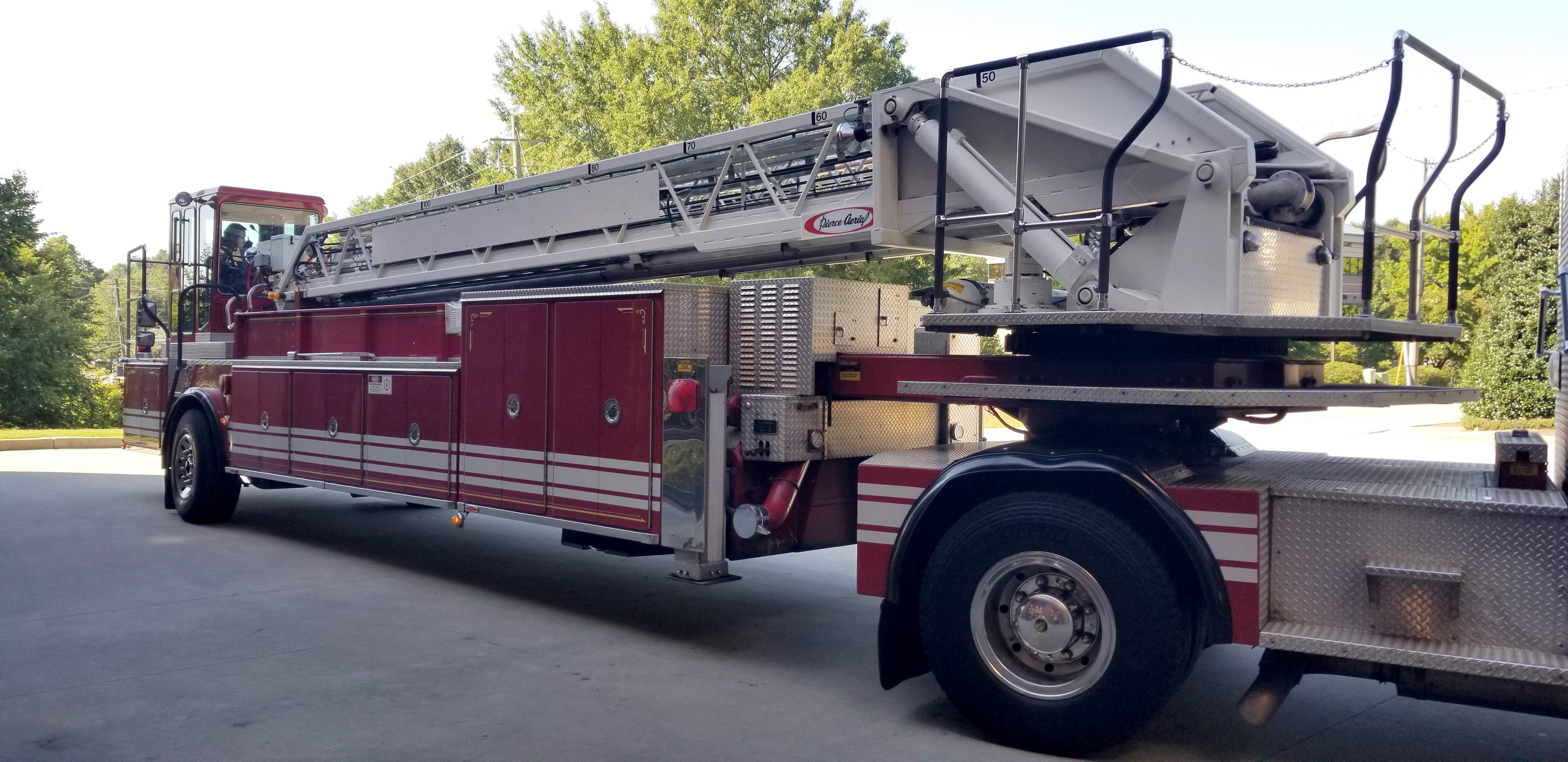 1994 Pierce Dash 100' Tiller | Used Truck Details