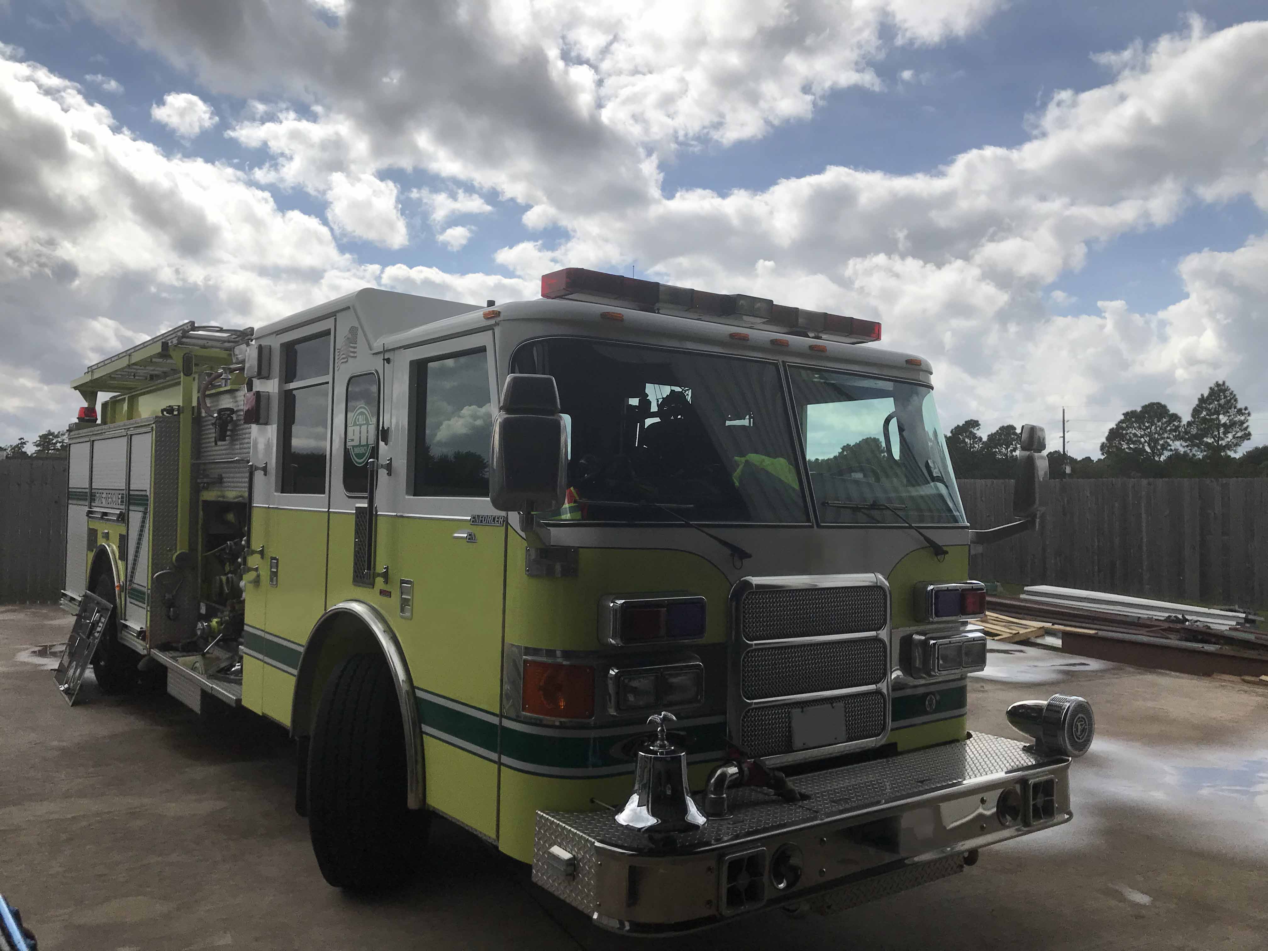 2003 Pierce Enforcer Rescue Pumper | Used Truck Details