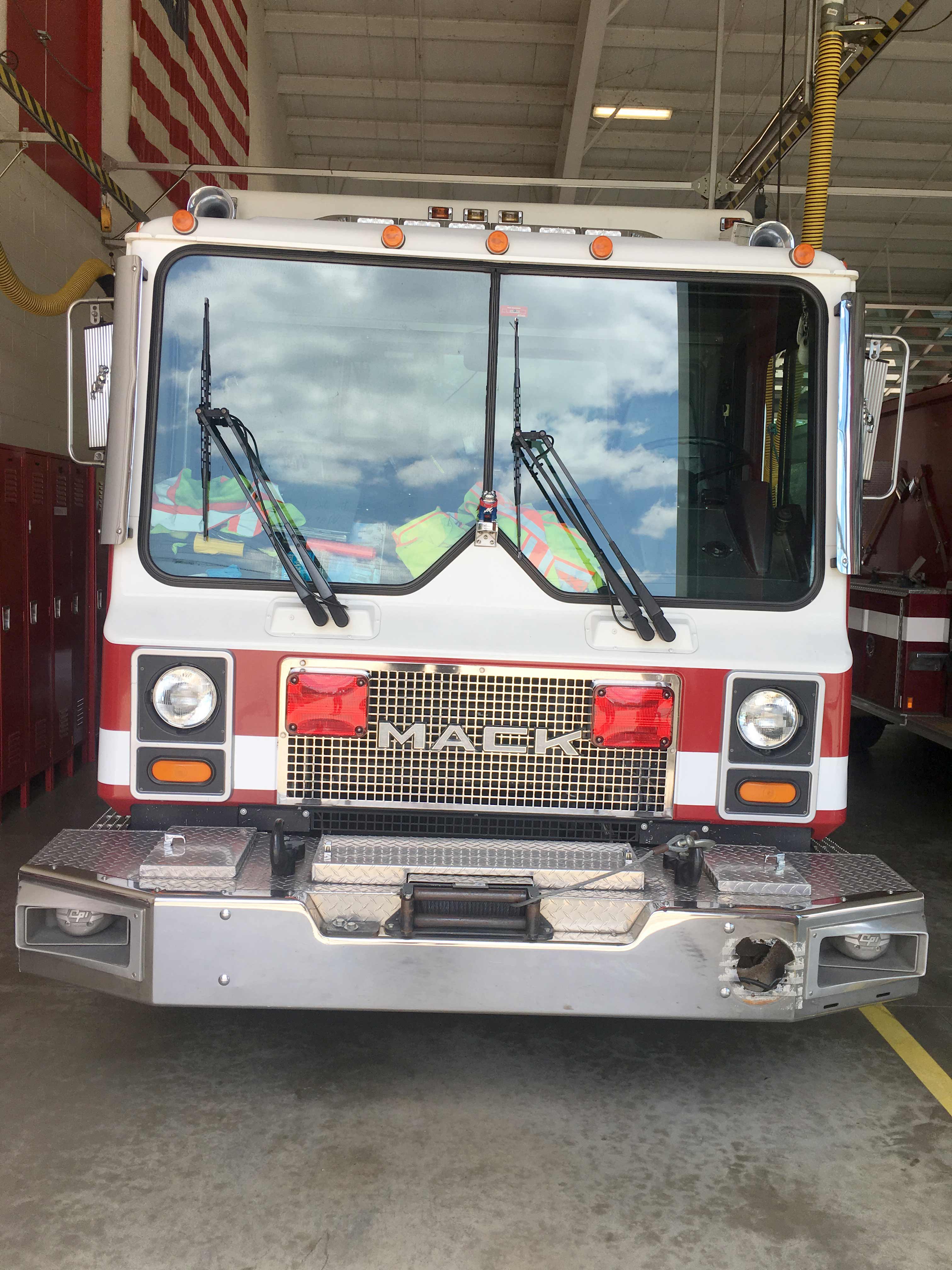 1996 Excellance Mack Heavy Rescue | Used Truck Details