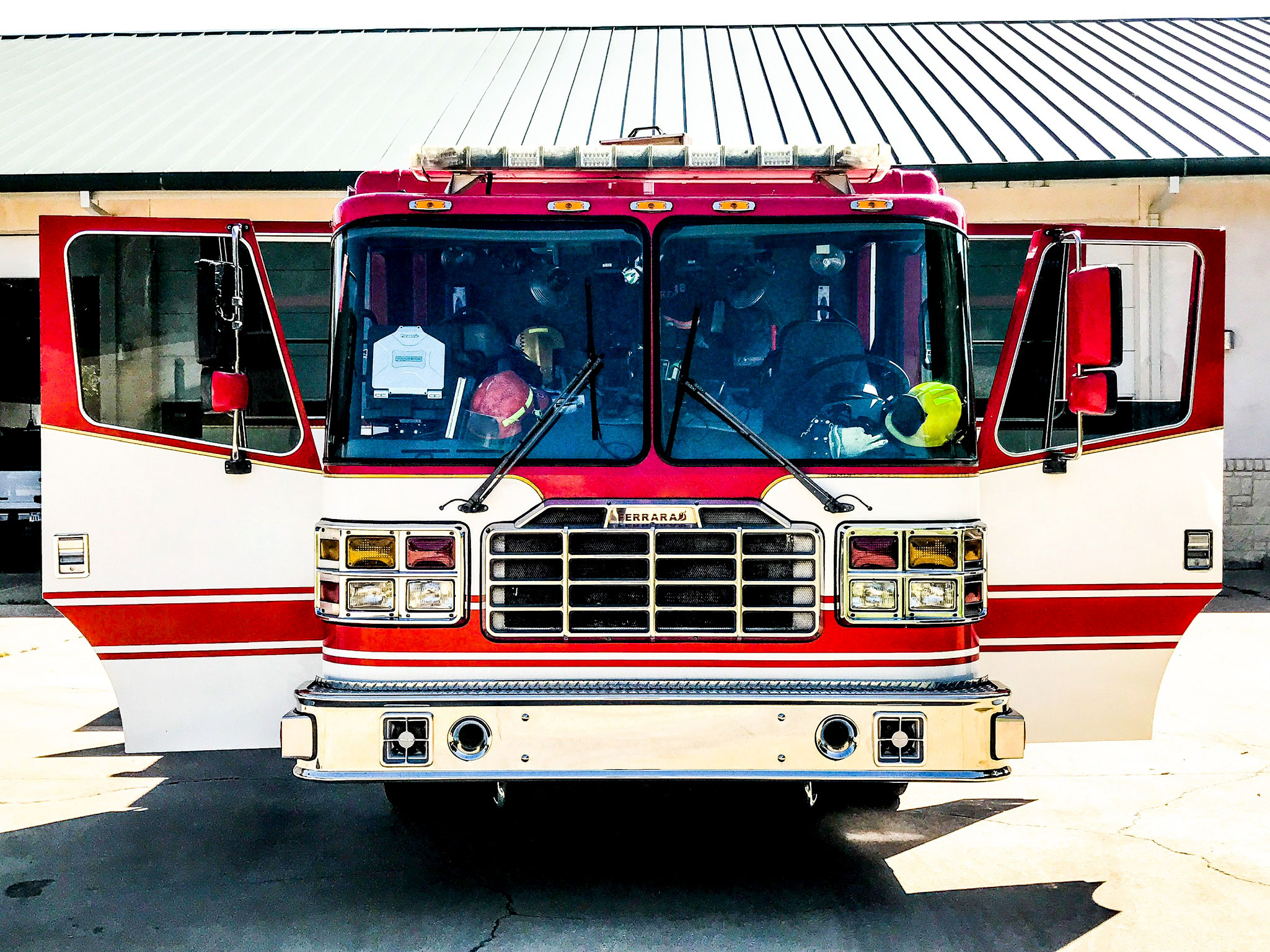 2004 Ferrara Igniter Rescue Pumper | Used Truck Details