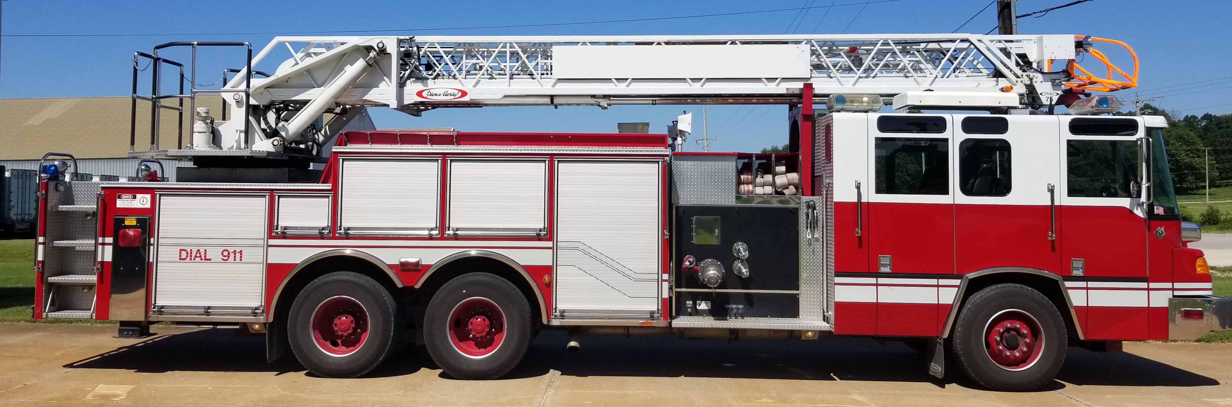 1996 Pierce Quantum Aerial | Used Truck Details