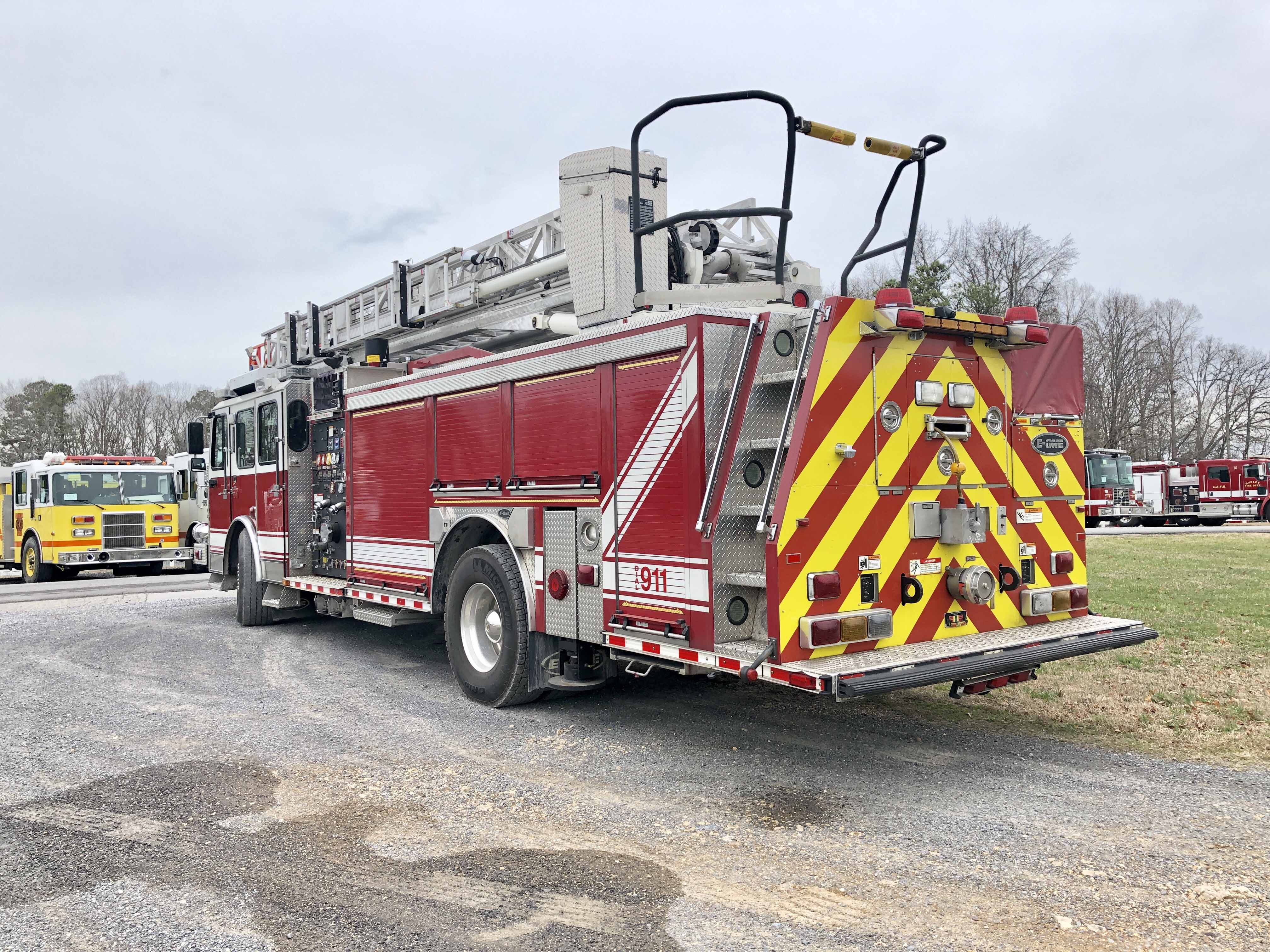 2007 E-One Cyclone II 75' Quint | Used Truck Details