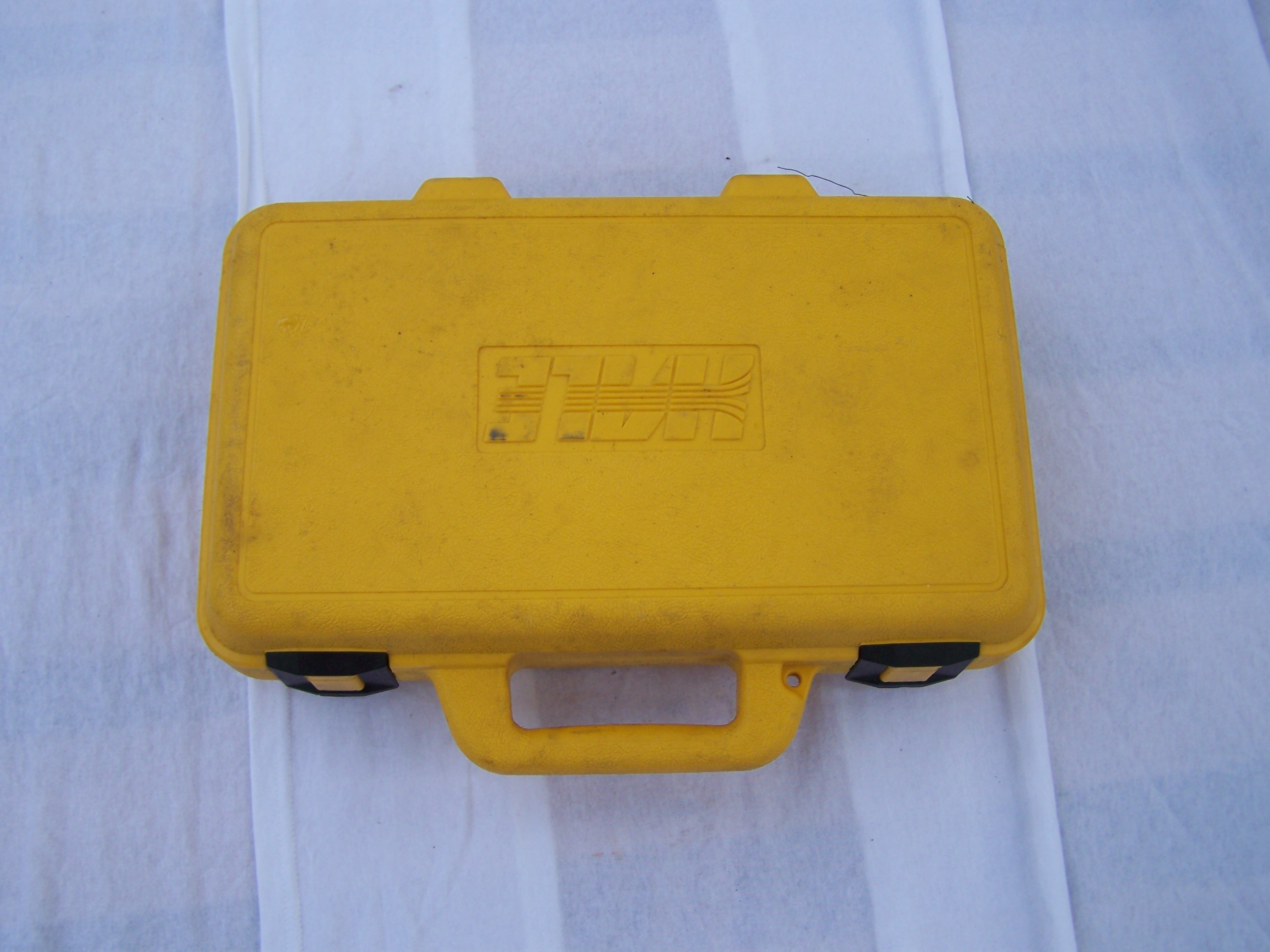 Hurst Ram Attachment Kit in Case | Used Truck Details