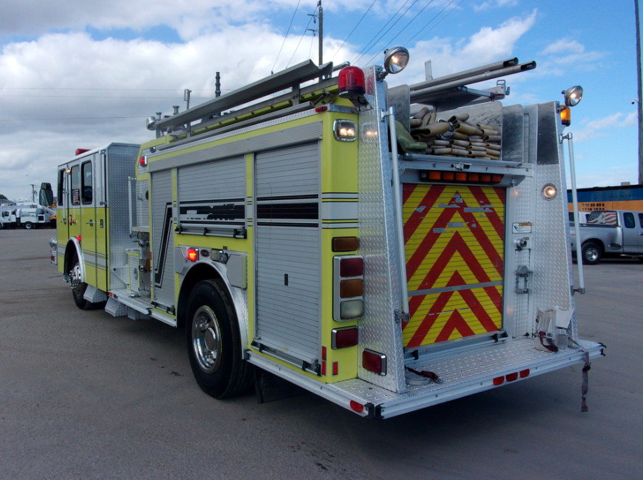 2003 E-One Cyclone II Rescue Pumper | Used Truck Details