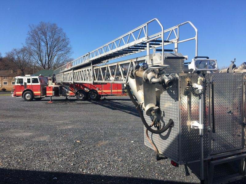 1995 Sutphen 100' Tower | Used Truck Details