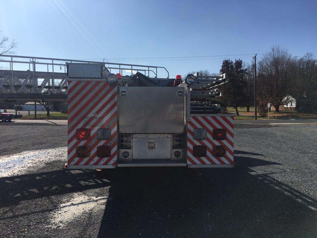 1995 Sutphen 100' Tower | Used Truck Details