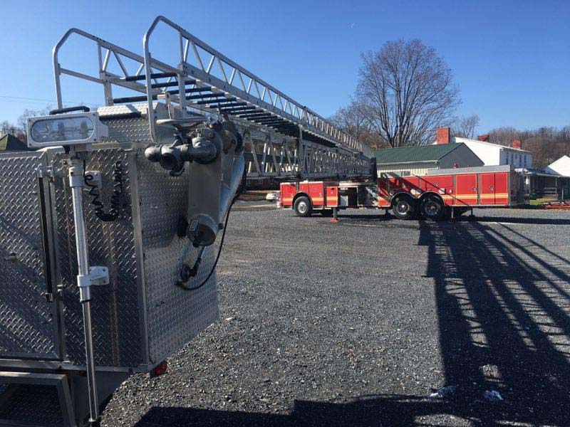 1995 Sutphen 100' Tower | Used Truck Details