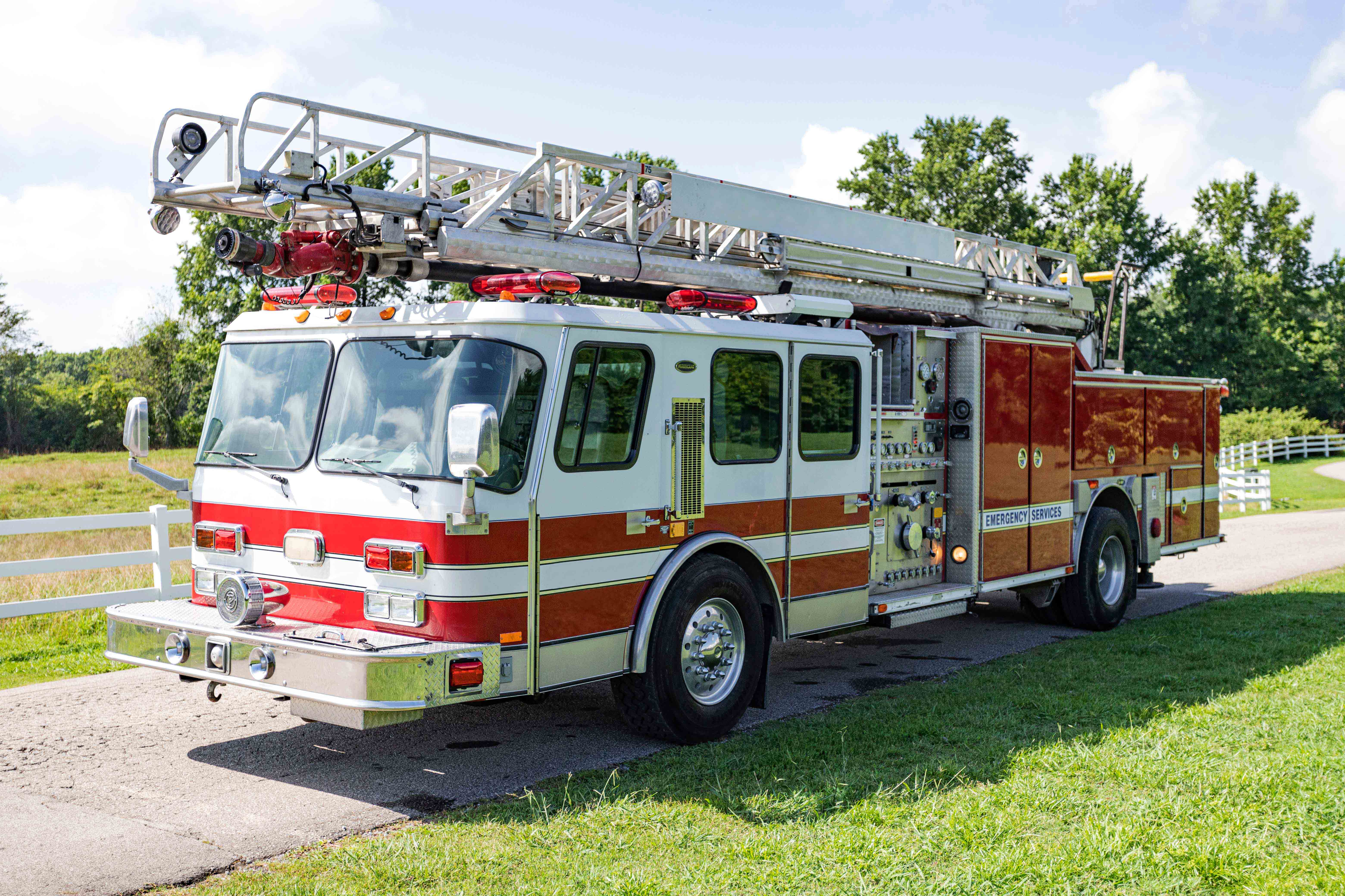 1996 E-One Hurricane 75' Aerial | Used Truck Details