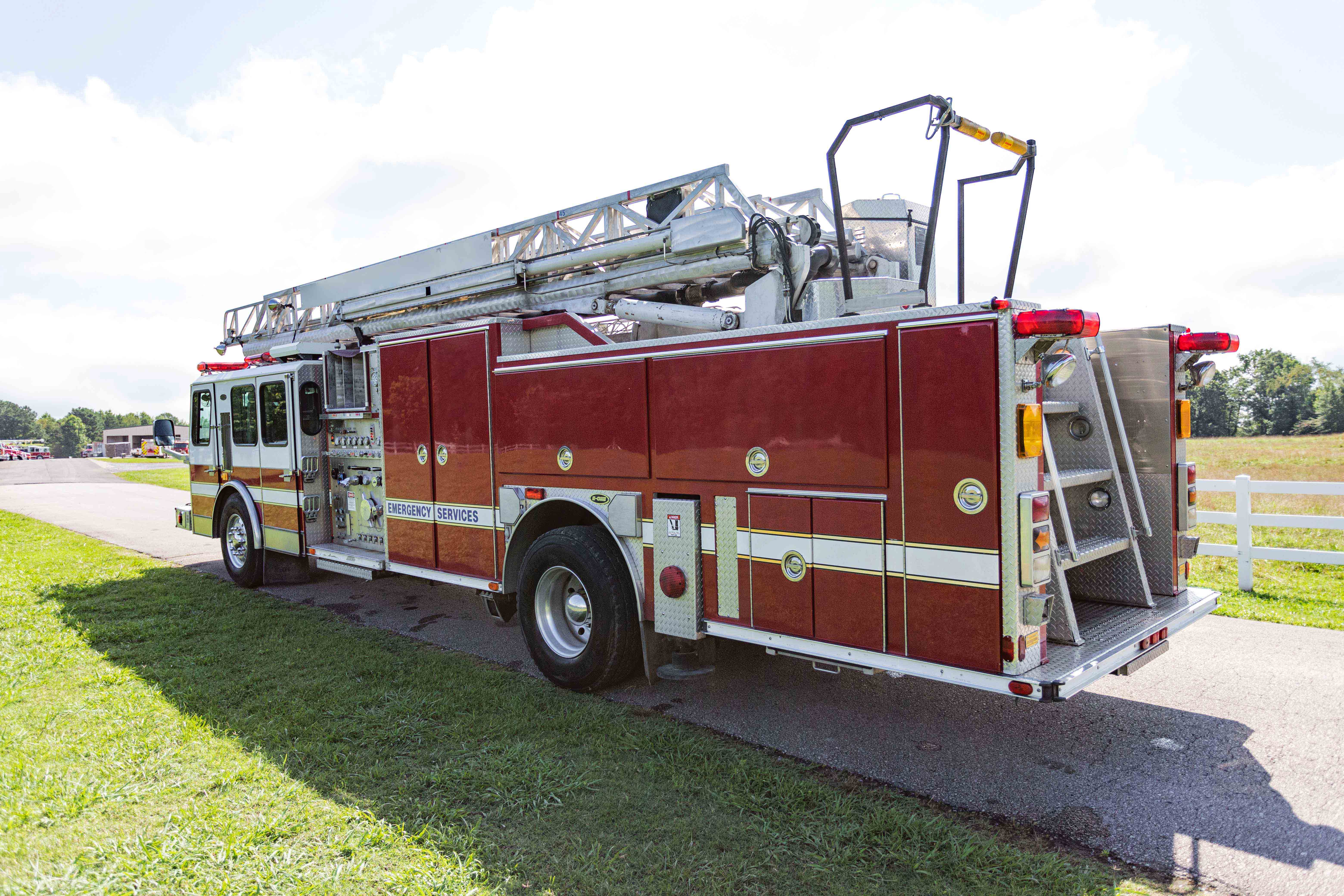 1996 E-One Hurricane 75' Aerial | Used Truck Details