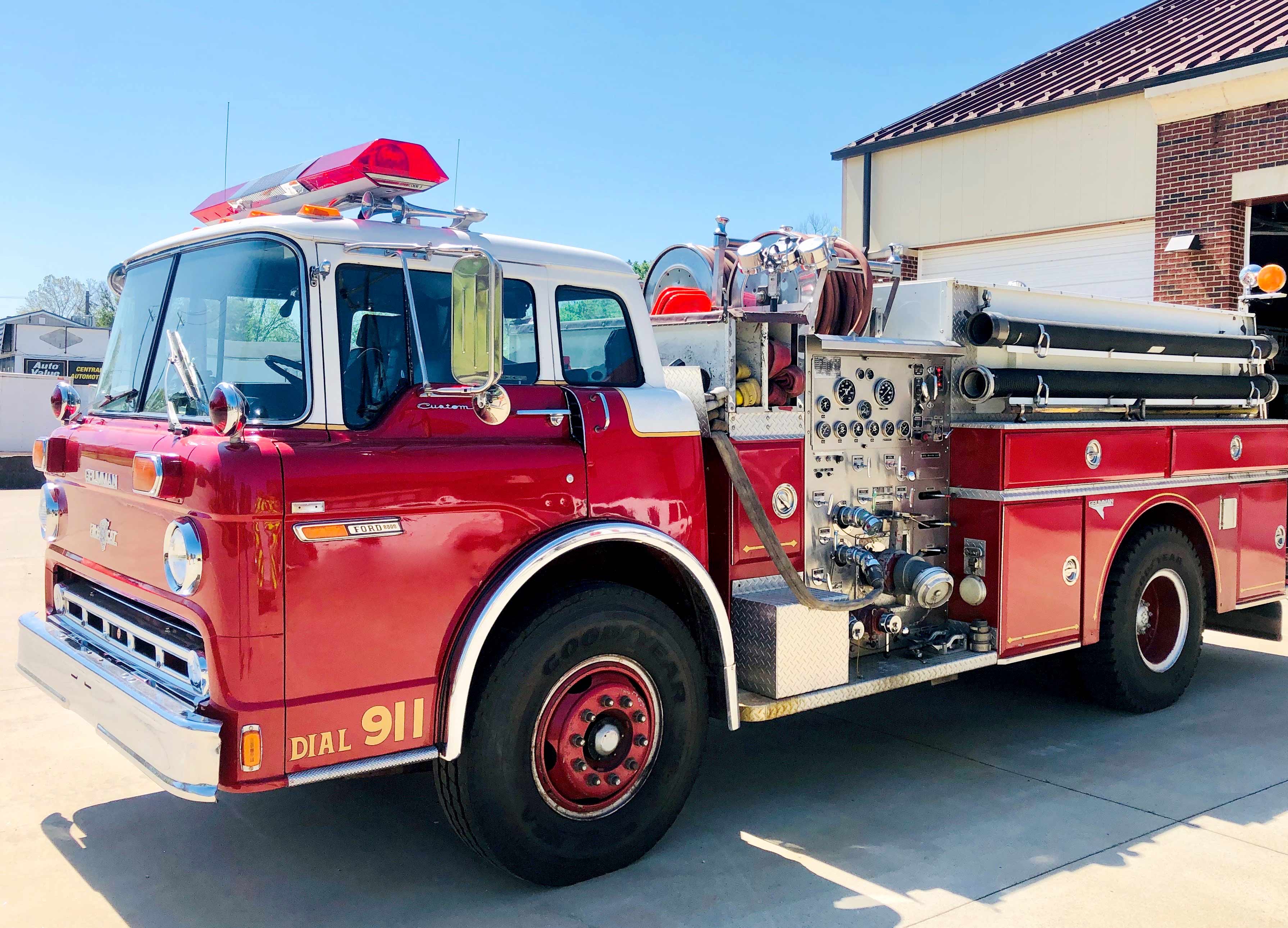 1984 Grumman Ford Pumper | Used Truck Details