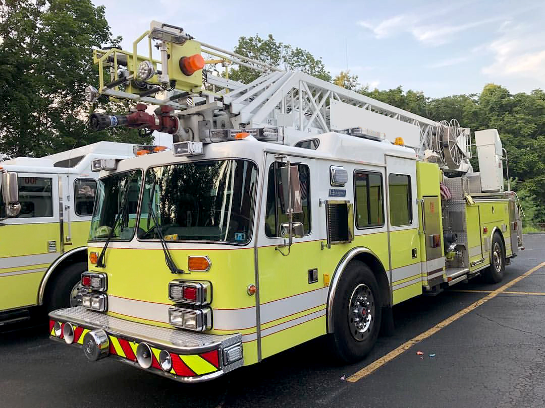 1994 Boardman HME 100' Aerial | Used Truck Details