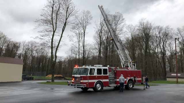 1999 E-One 75' Quint Aerial | Used Truck Details