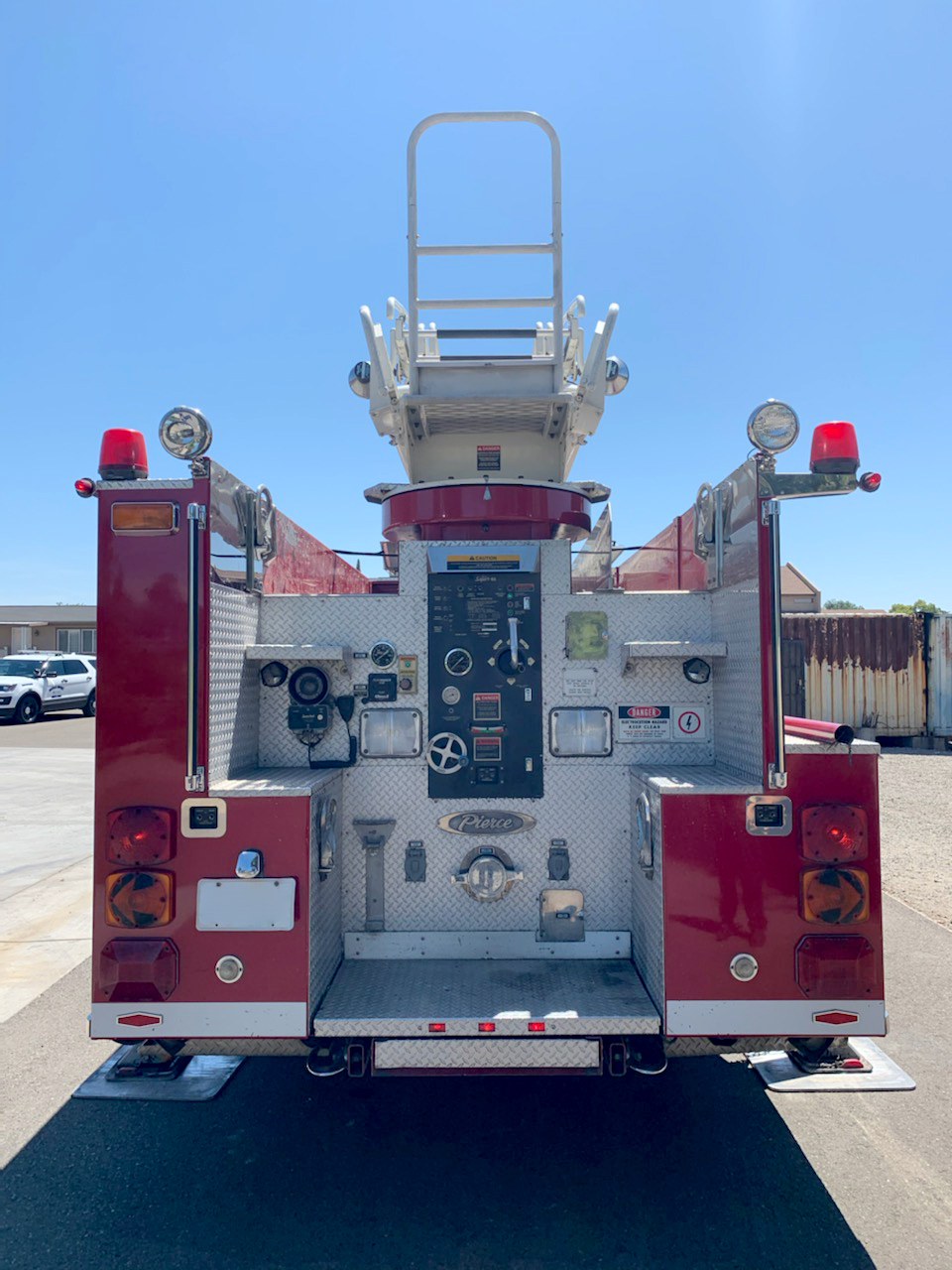 1997 Pierce Saber 65' Telesqurt | Used Truck Details