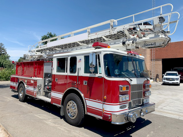 1997 Pierce Saber 65' Telesqurt | Used Truck Details