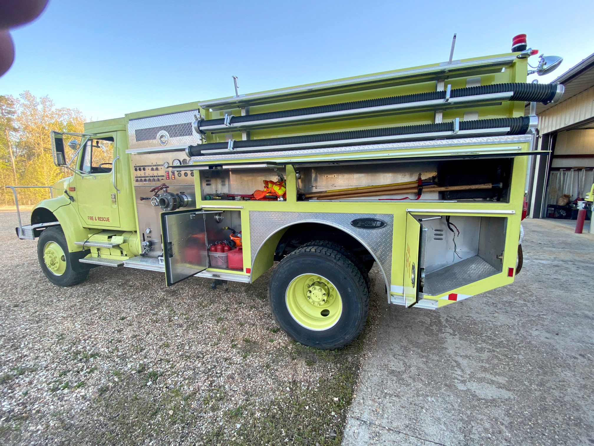 1991 E-One International 4800 4x4 Mini-Pumper | Used Truck Details